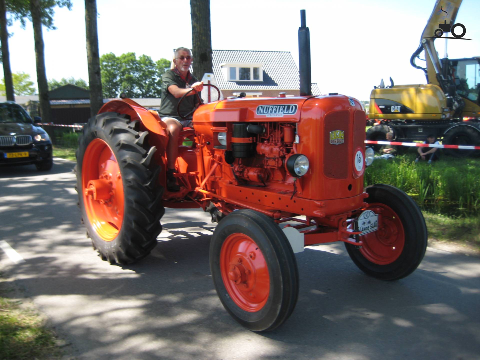 Foto Nuffield 4 DM #497372