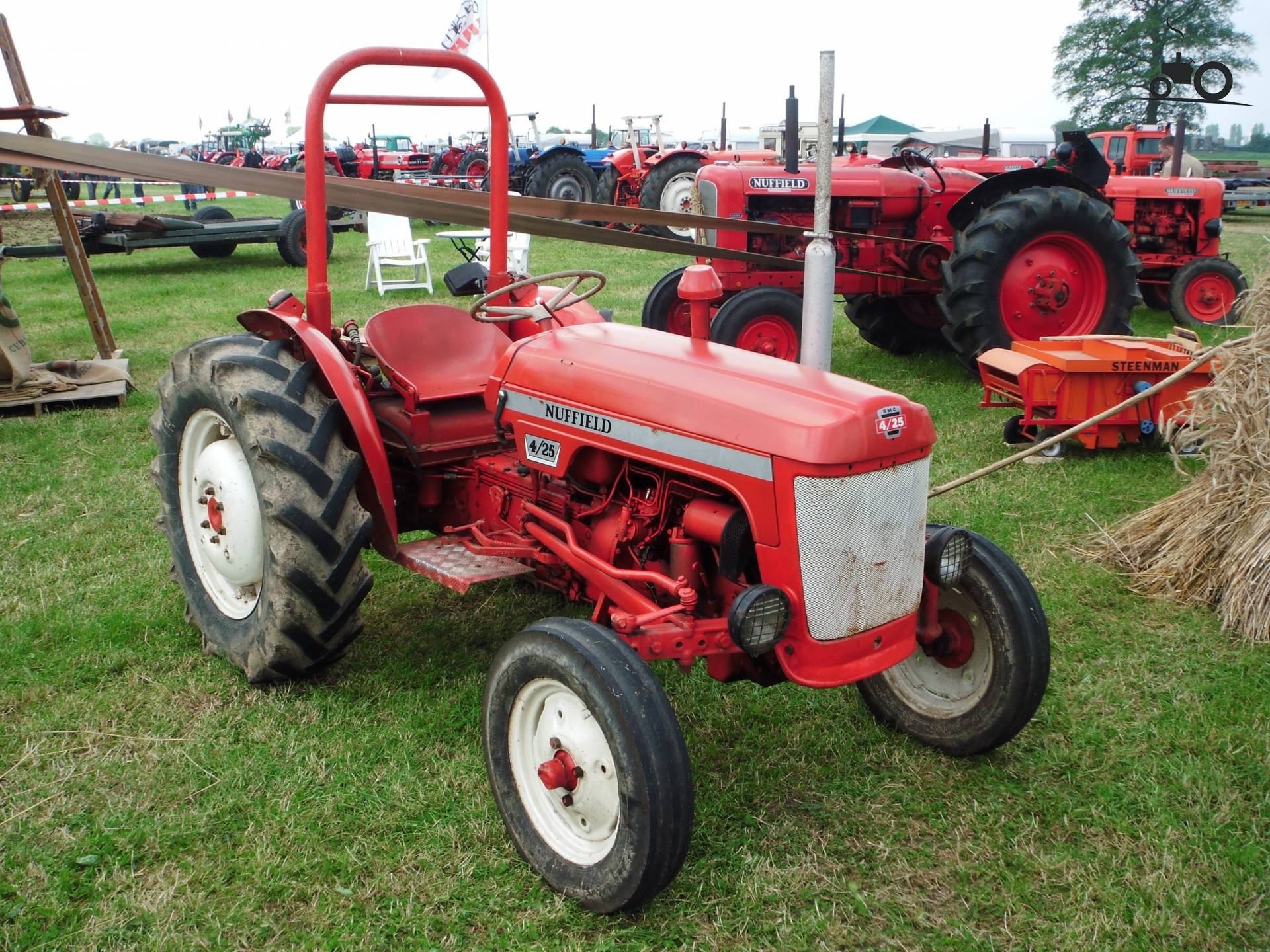 Foto Nuffield 4/25 #847172