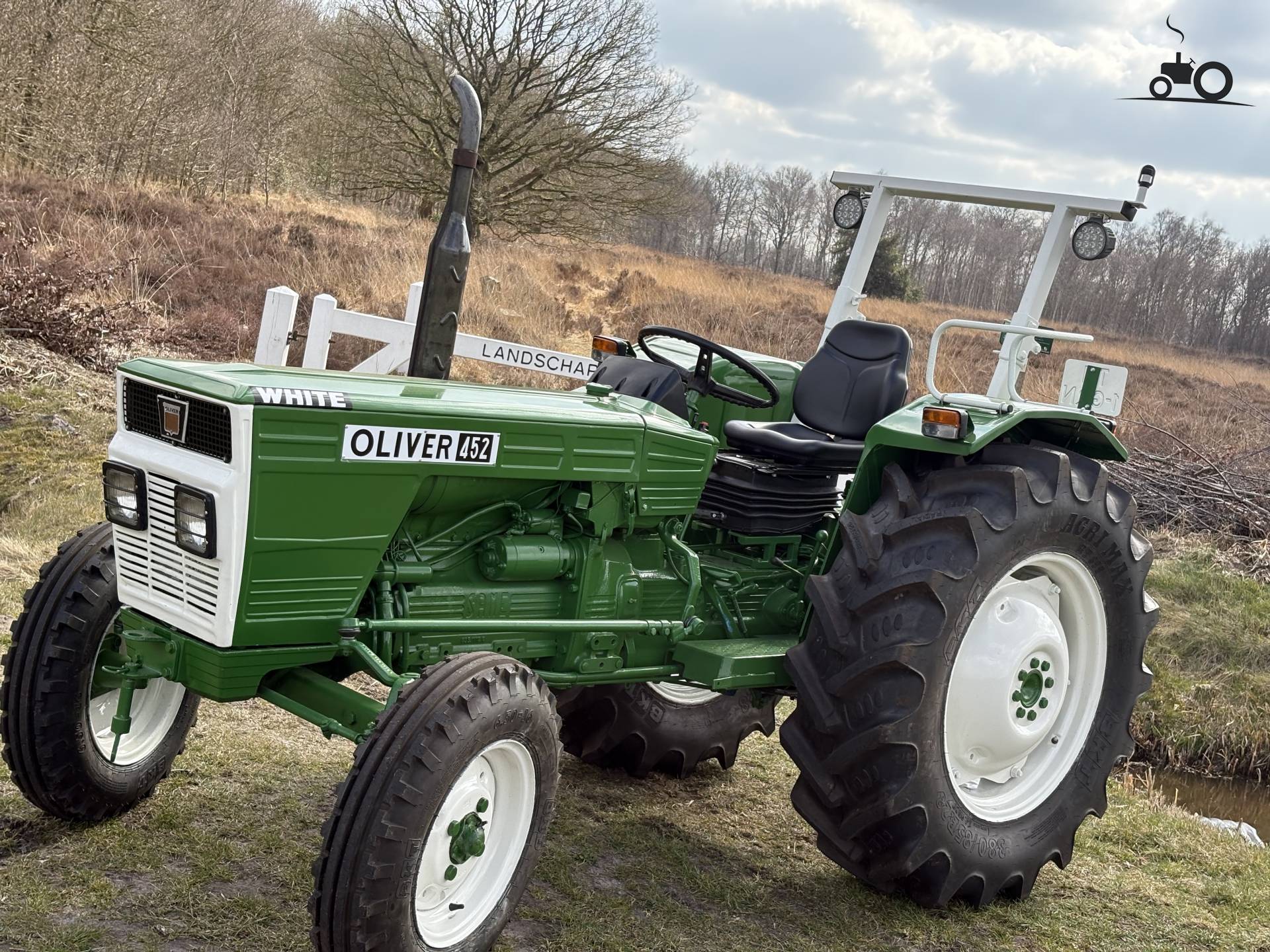 Oliver 452 Fanclub - Specificaties, Foto's, Reviews & Forum
