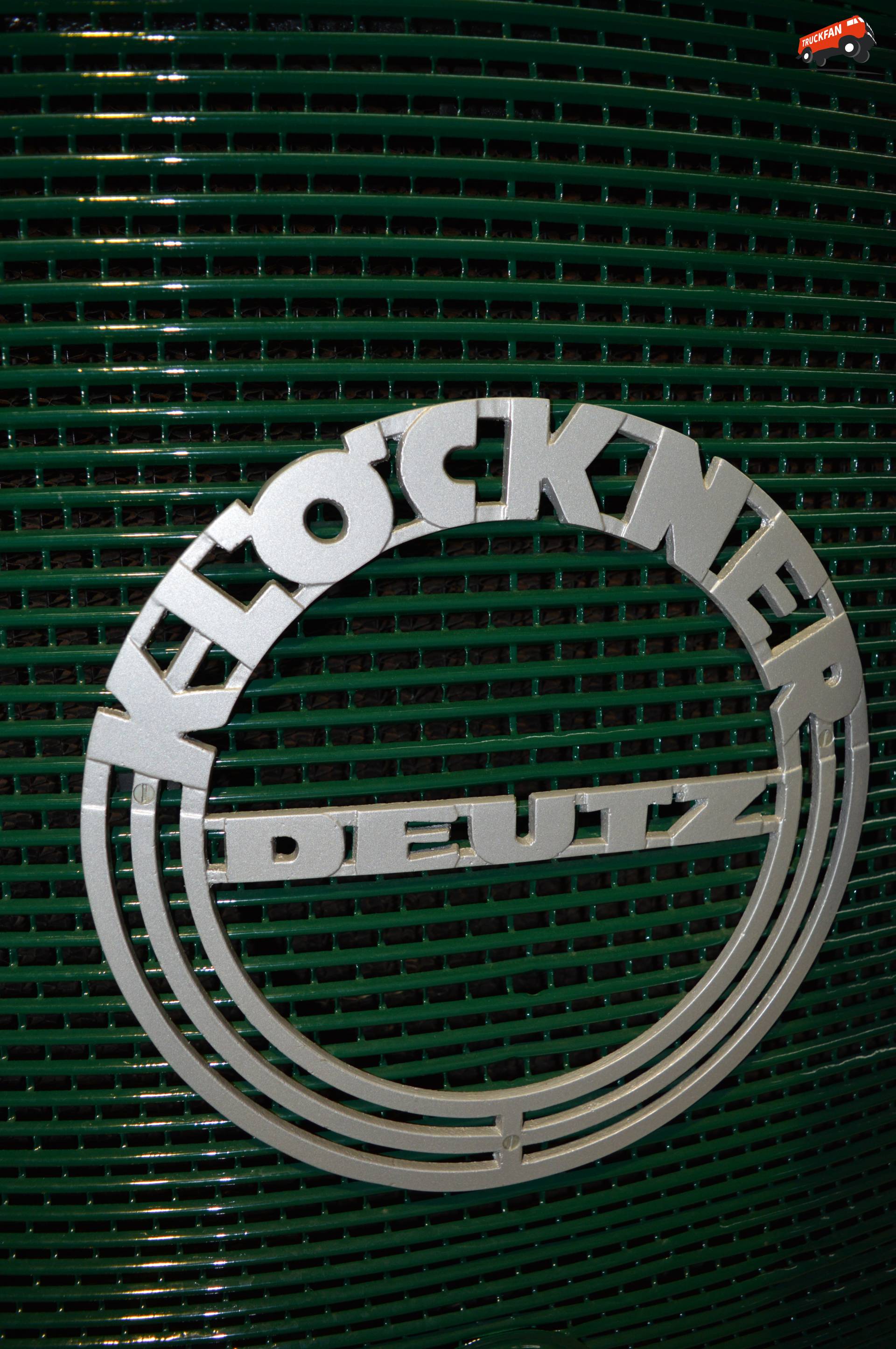 Klöckner-Deutz logo Fanclub - Specificaties, Foto's, Reviews & Forum