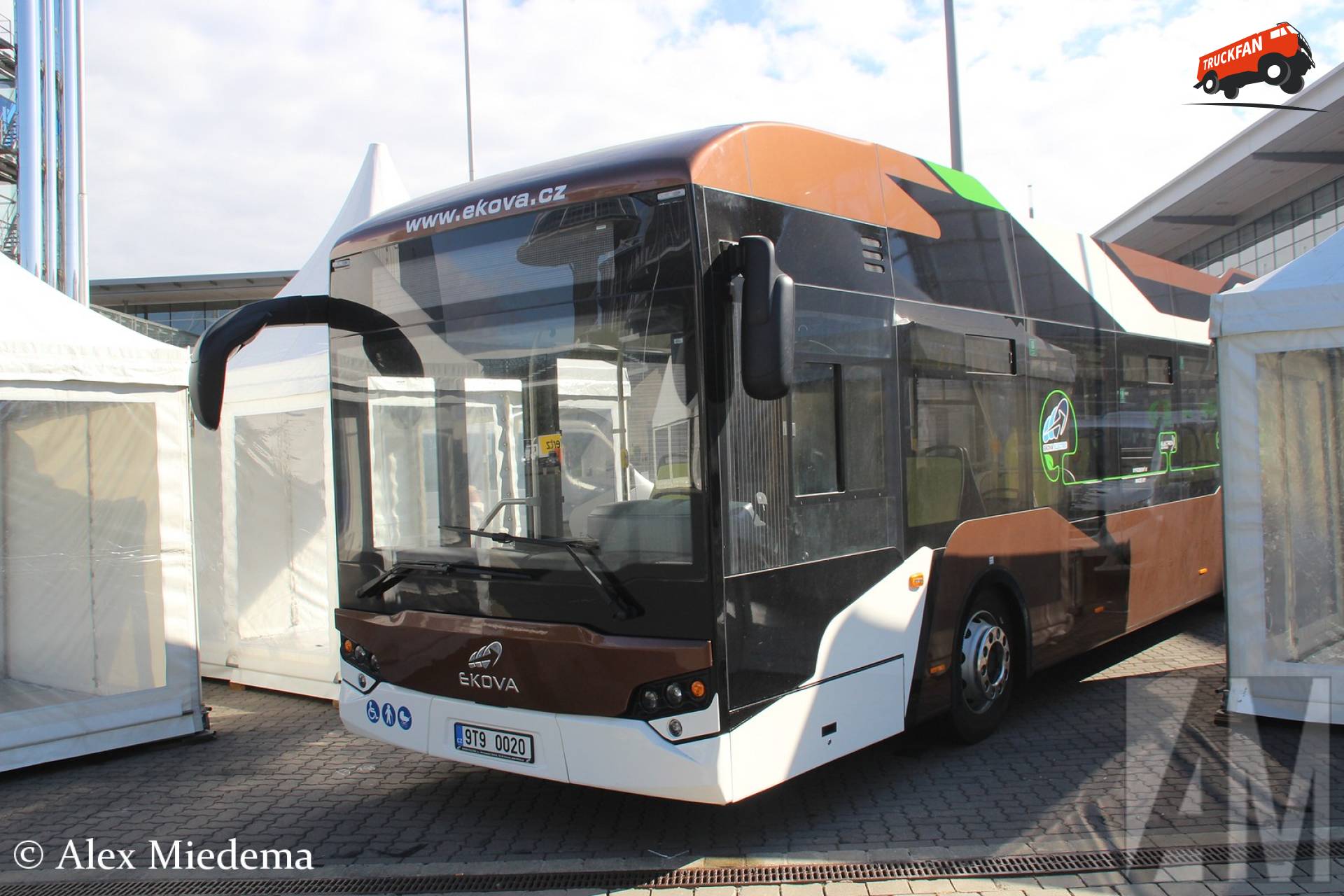 Ekova bus Fanclub - Specificaties, Foto's, Reviews & Forum