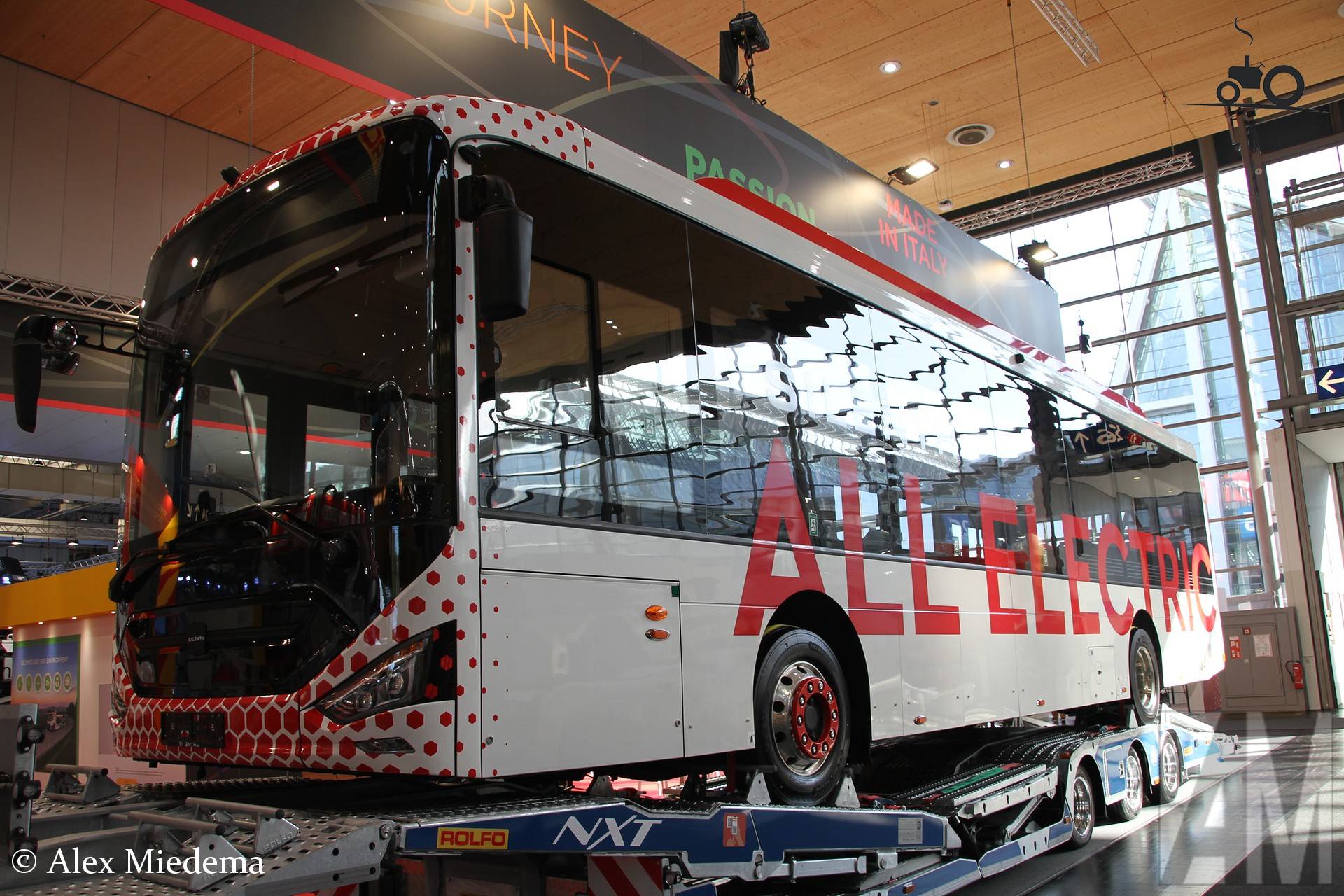 Foto Silenth bus (vrachtwagen) #1491803