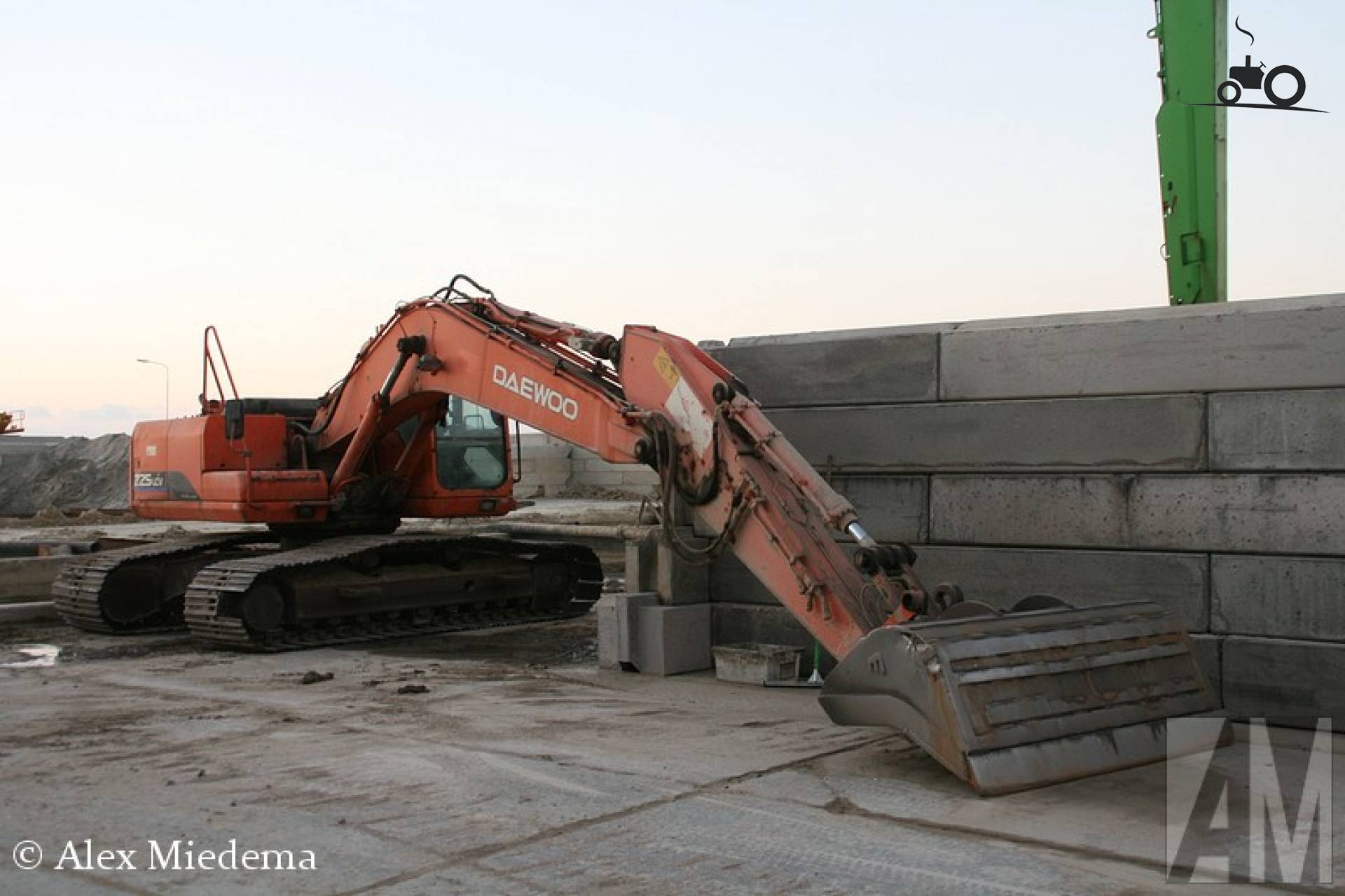 Foto Daewoo 225LCV #871264