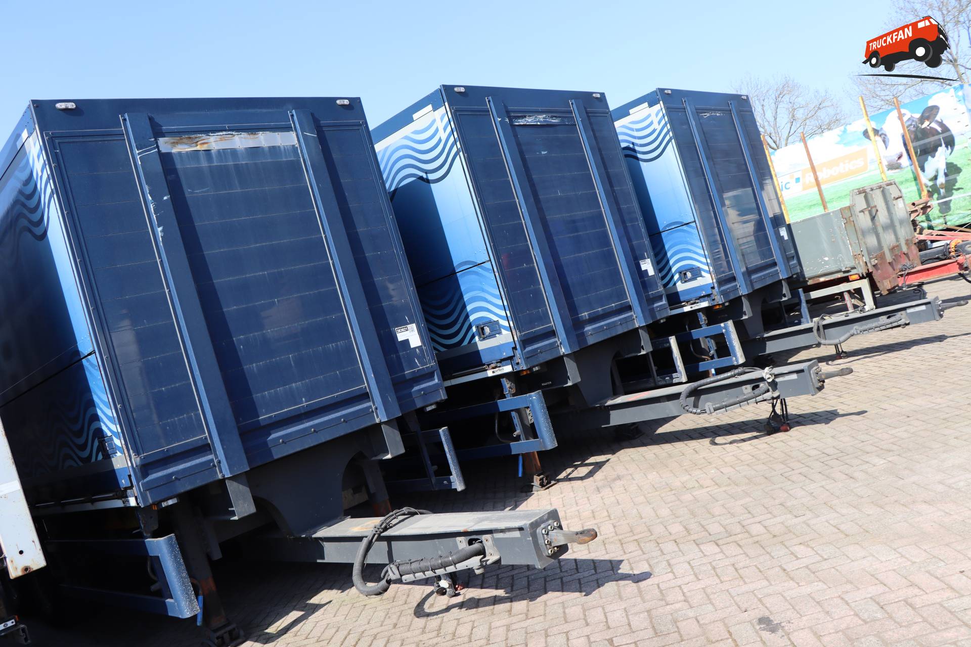 Foto Orten aanhangwagen (vrachtwagen) #1462689