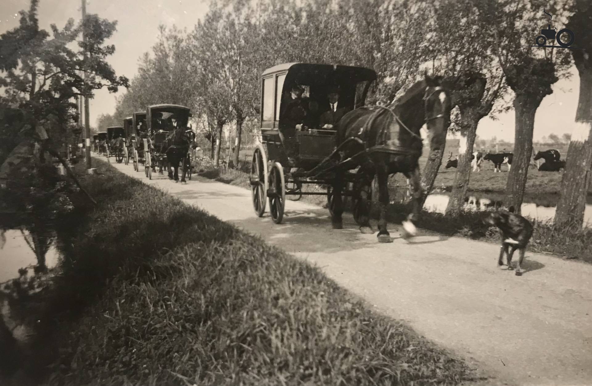 Foto oude doos paard en wagen #1447327