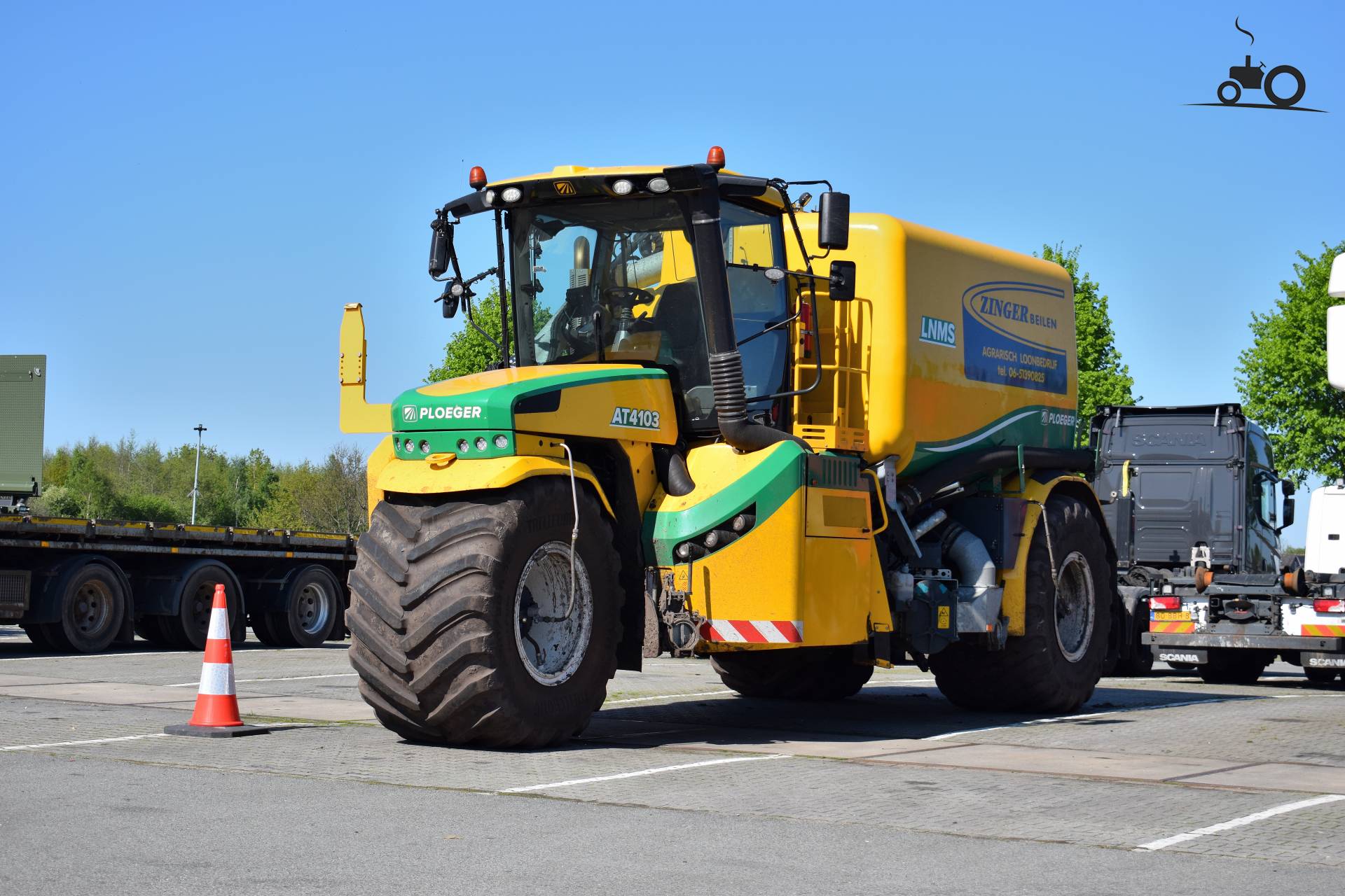 Foto Ploeger AT4103 van Loonbedrijf Zinger Beilen