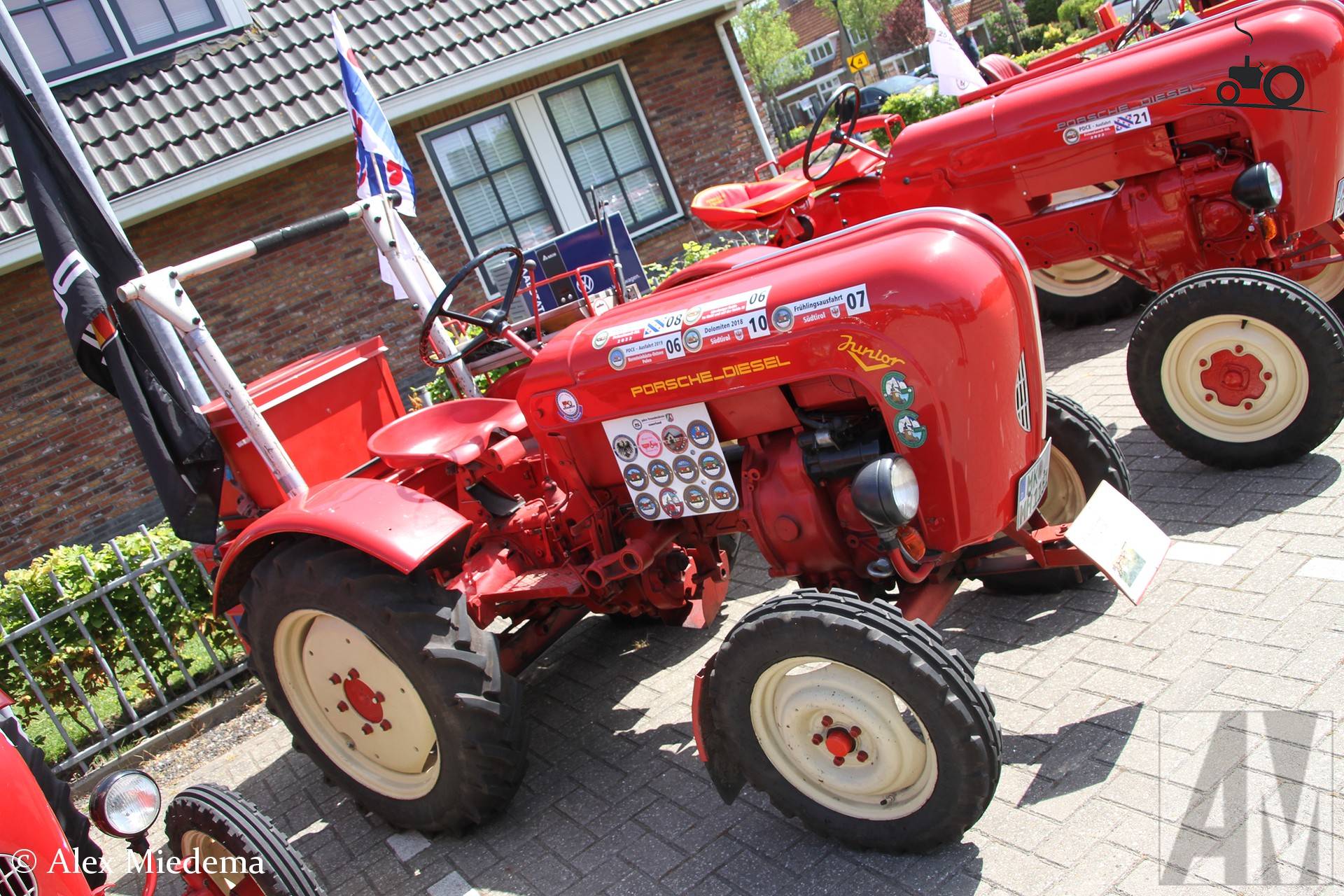 Foto Porsche Junior #1471978