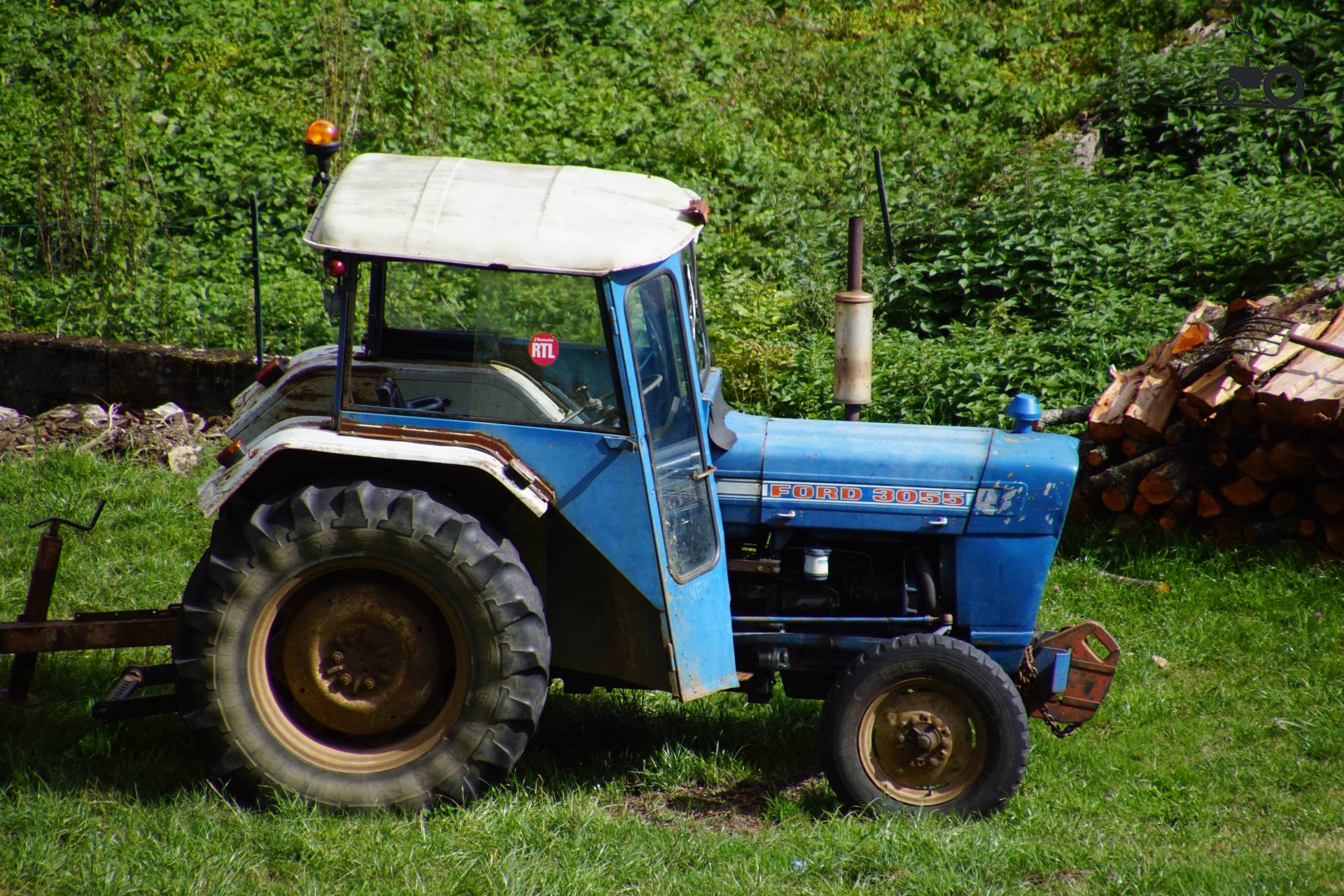 Foto Ford 3055 #1256612