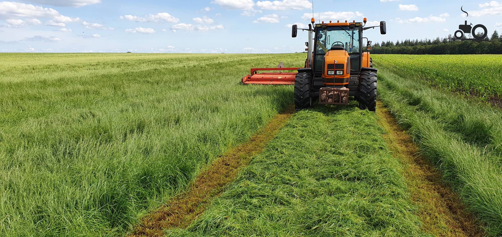 Foto Renault Ares 640 RZ #1357182