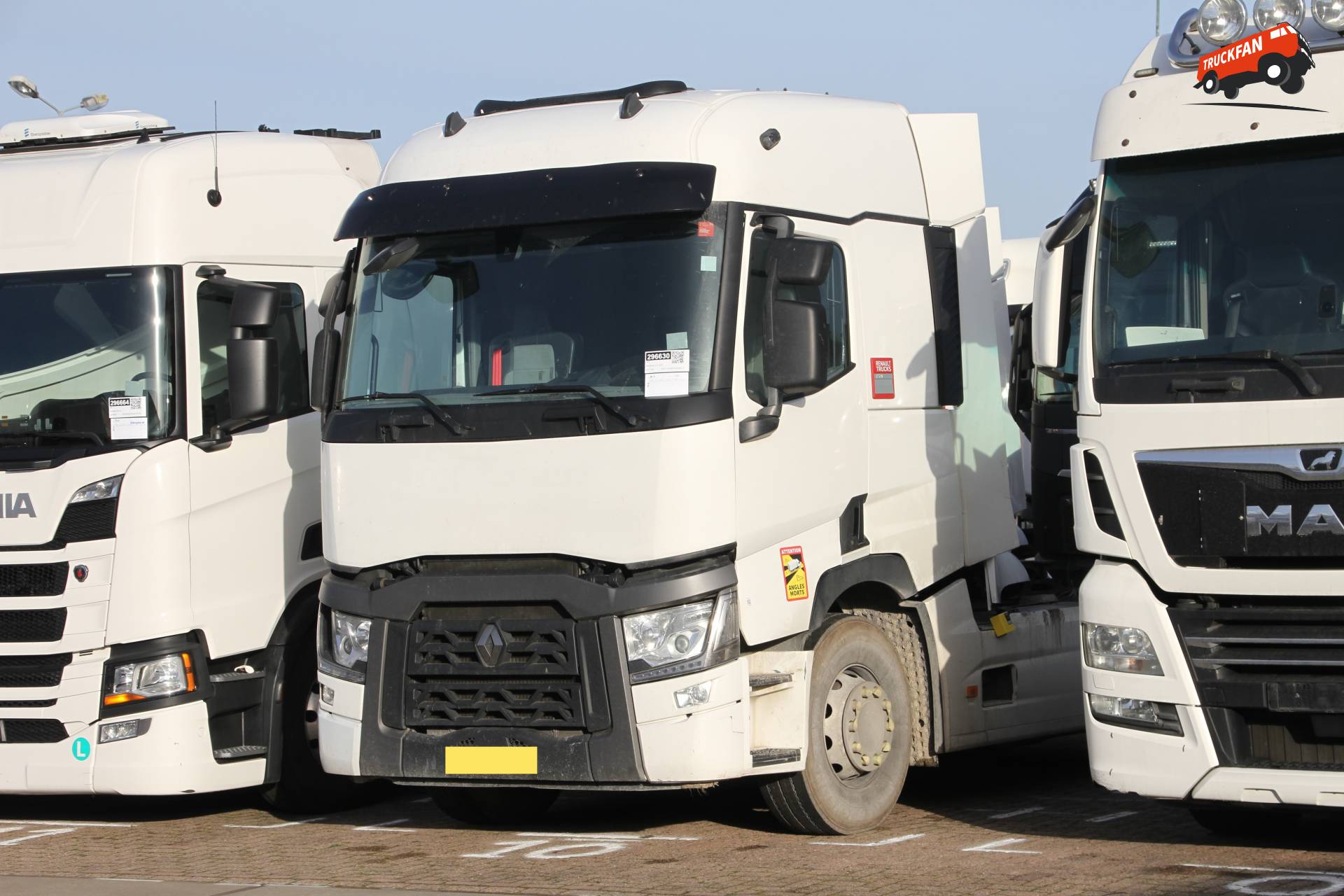 Foto Renault T-serie #1498496