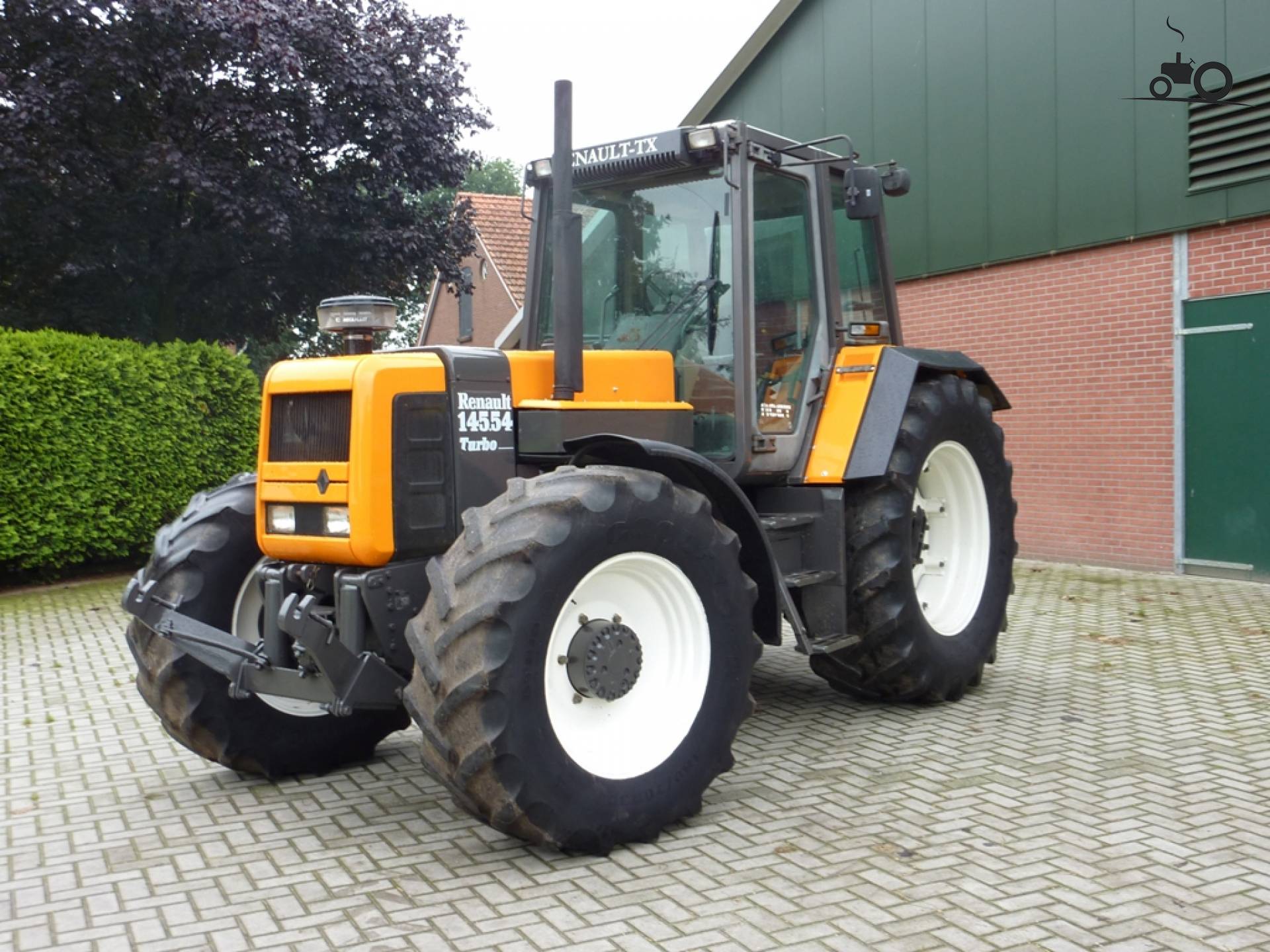 Foto Renault 145-54 #517781