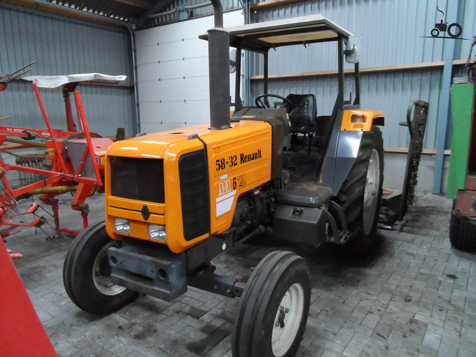 Foto Renault 58-32 #737627