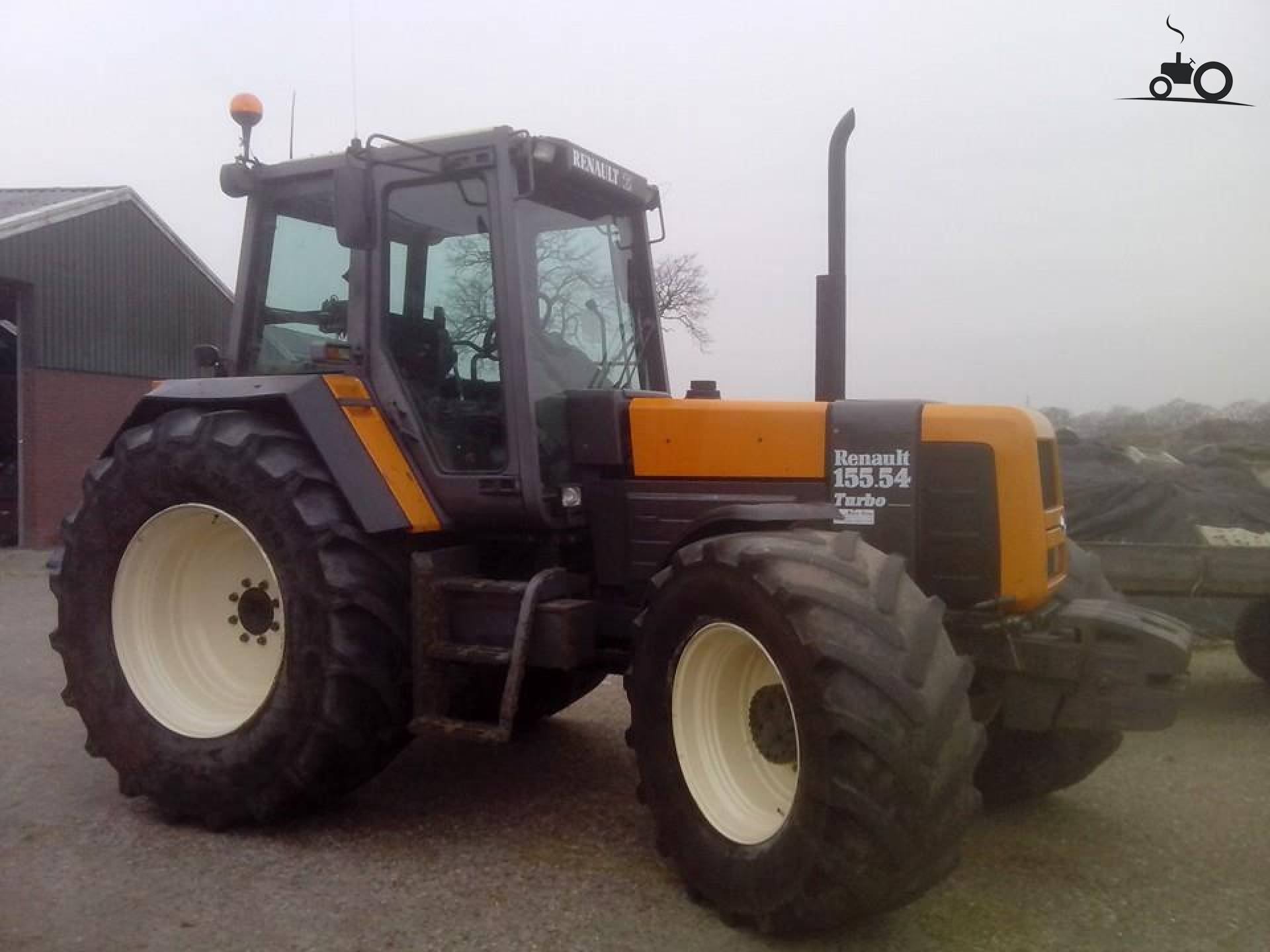 Foto Renault 155.54 #831040