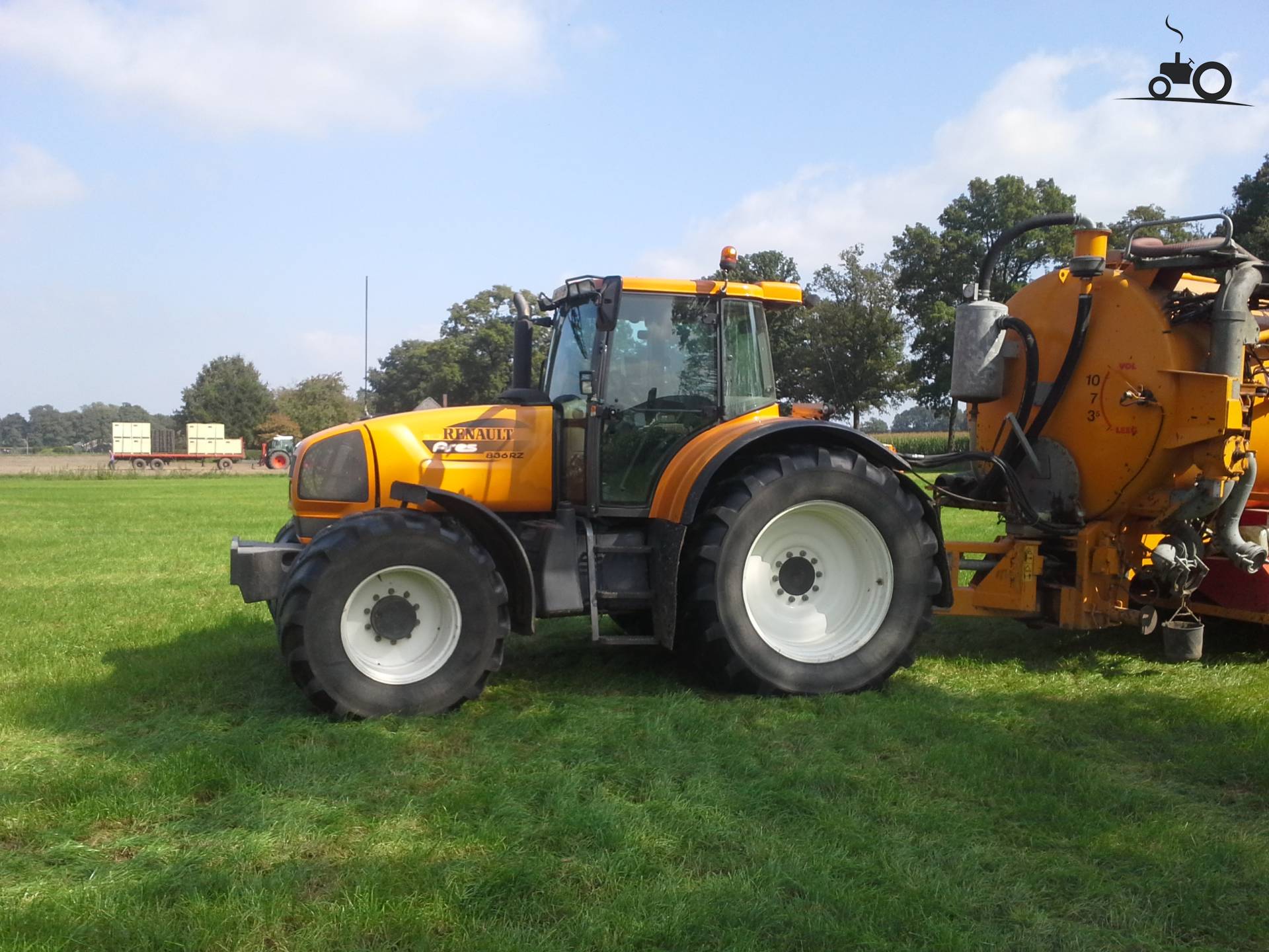 Foto Renault Ares 836 RZ van Loonbedrijf Hartemink