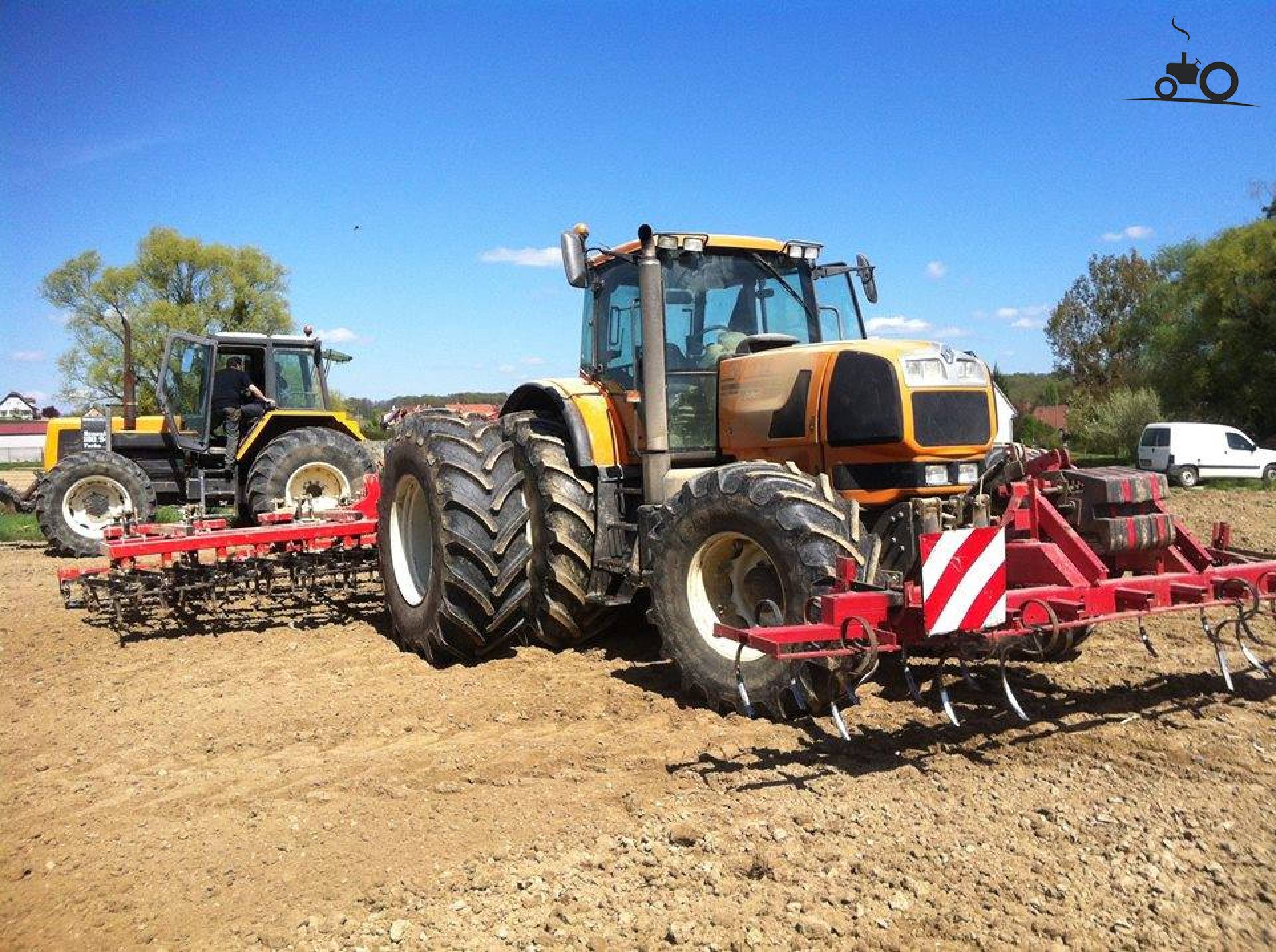 Foto Renault Atles #890415