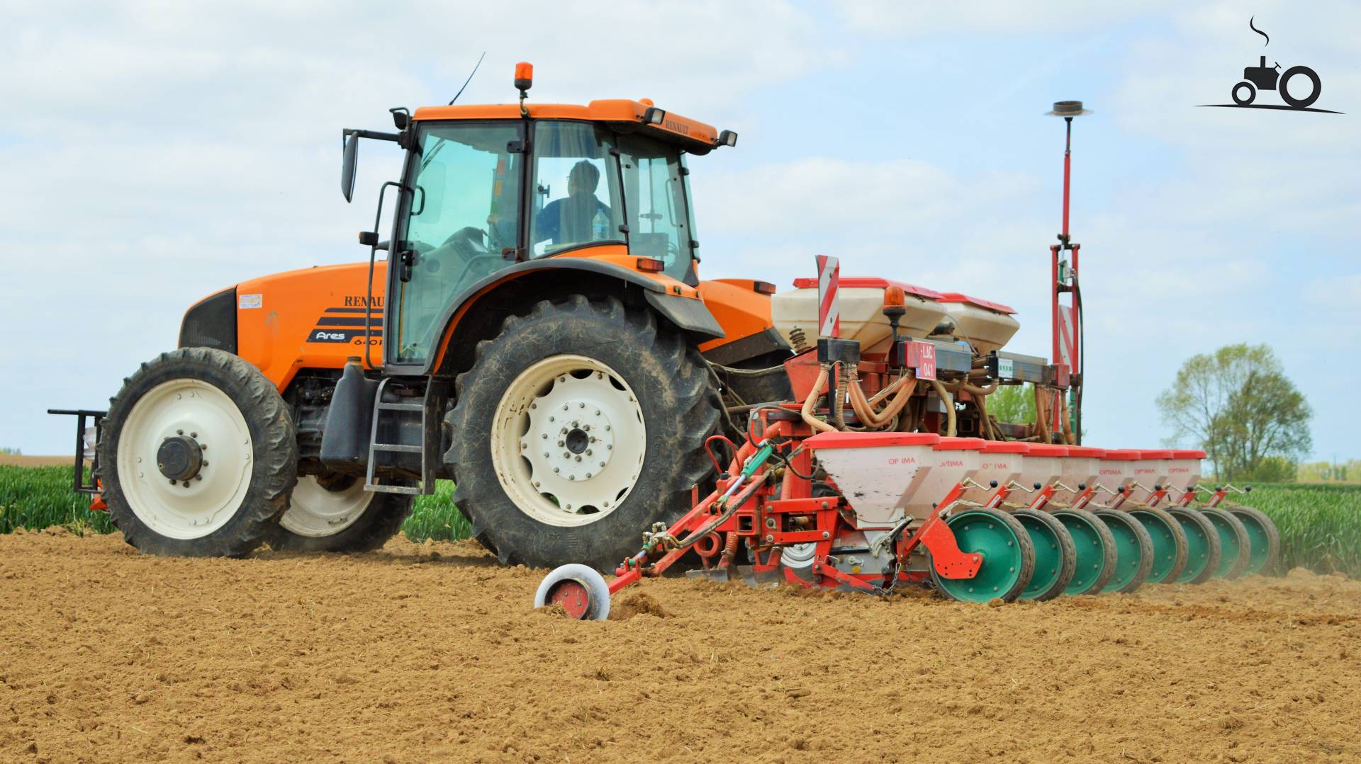 Foto Renault Ares 640 RZ #911886