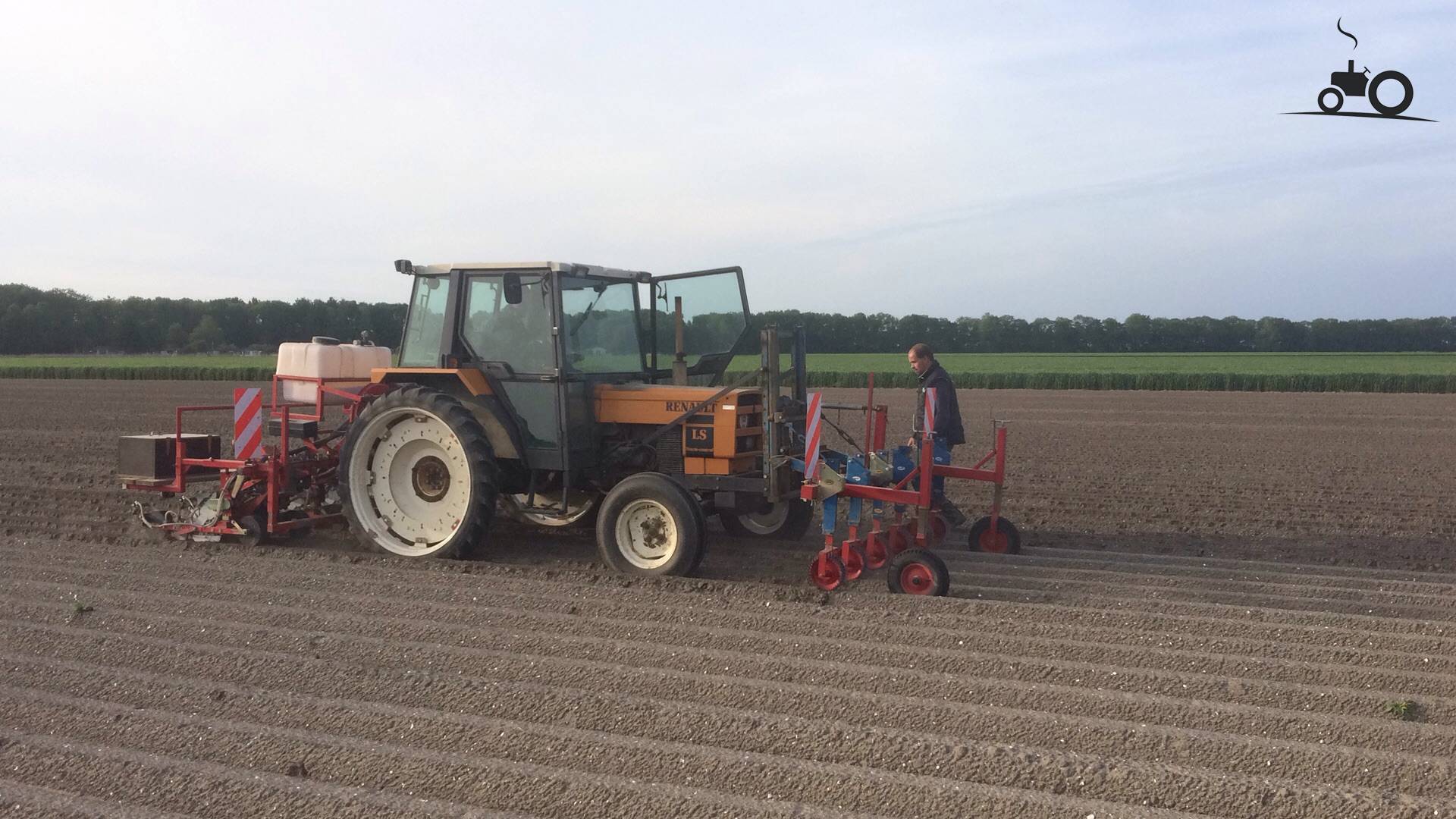 Foto Renault 58-32 #916142