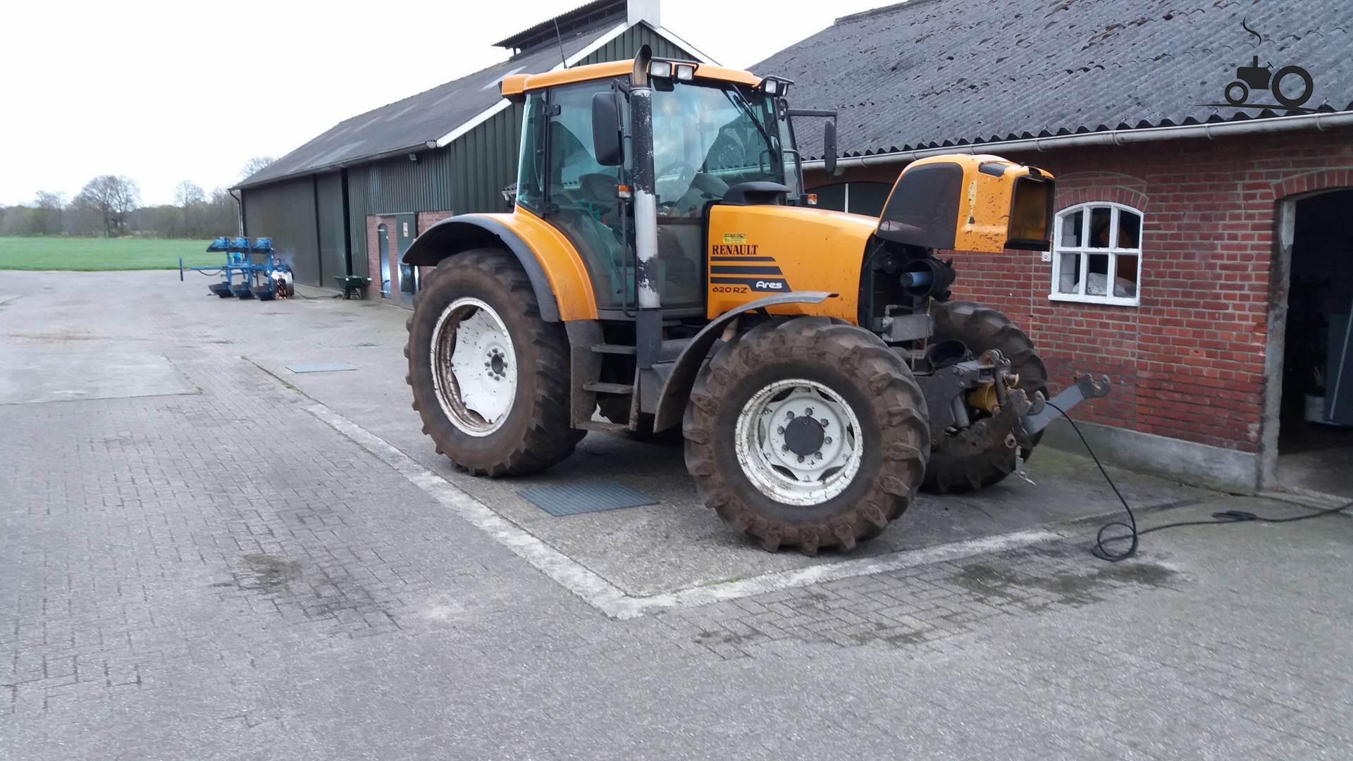 Foto Renault Ares 620 RZ #962463