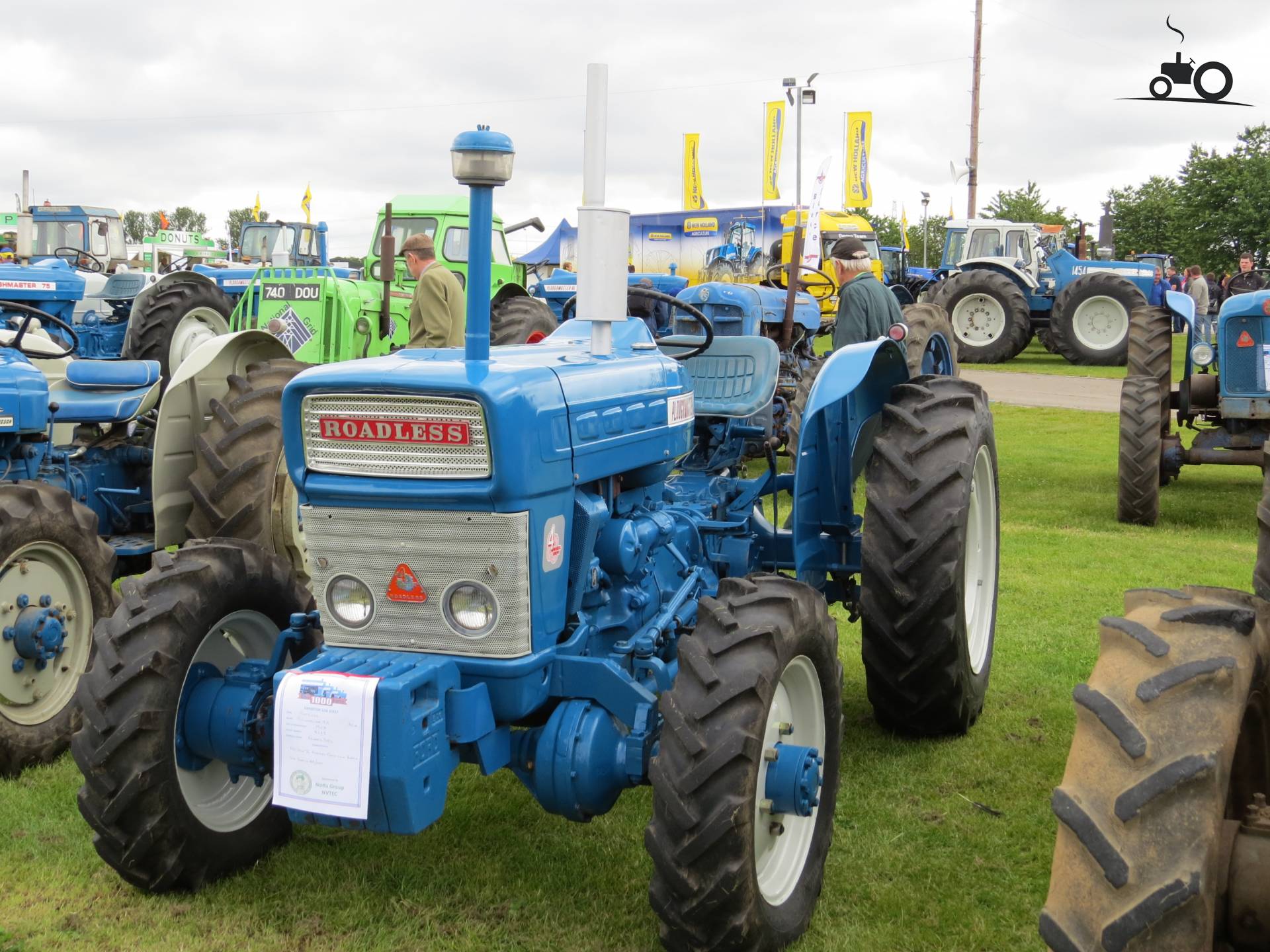 Roadless Ploughmaster 46 - United Kingdom - Tractor picture #855954