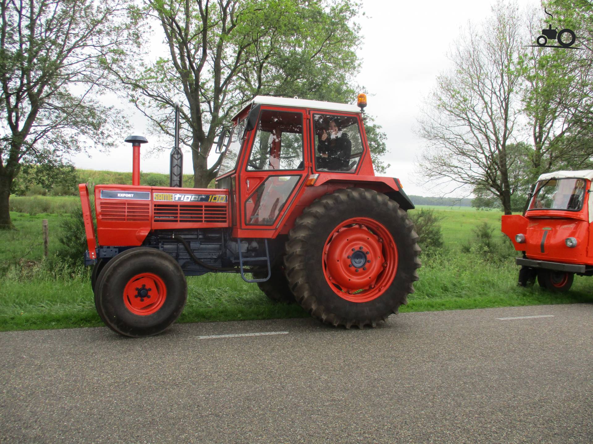 Foto Same Tiger 100 #1235229