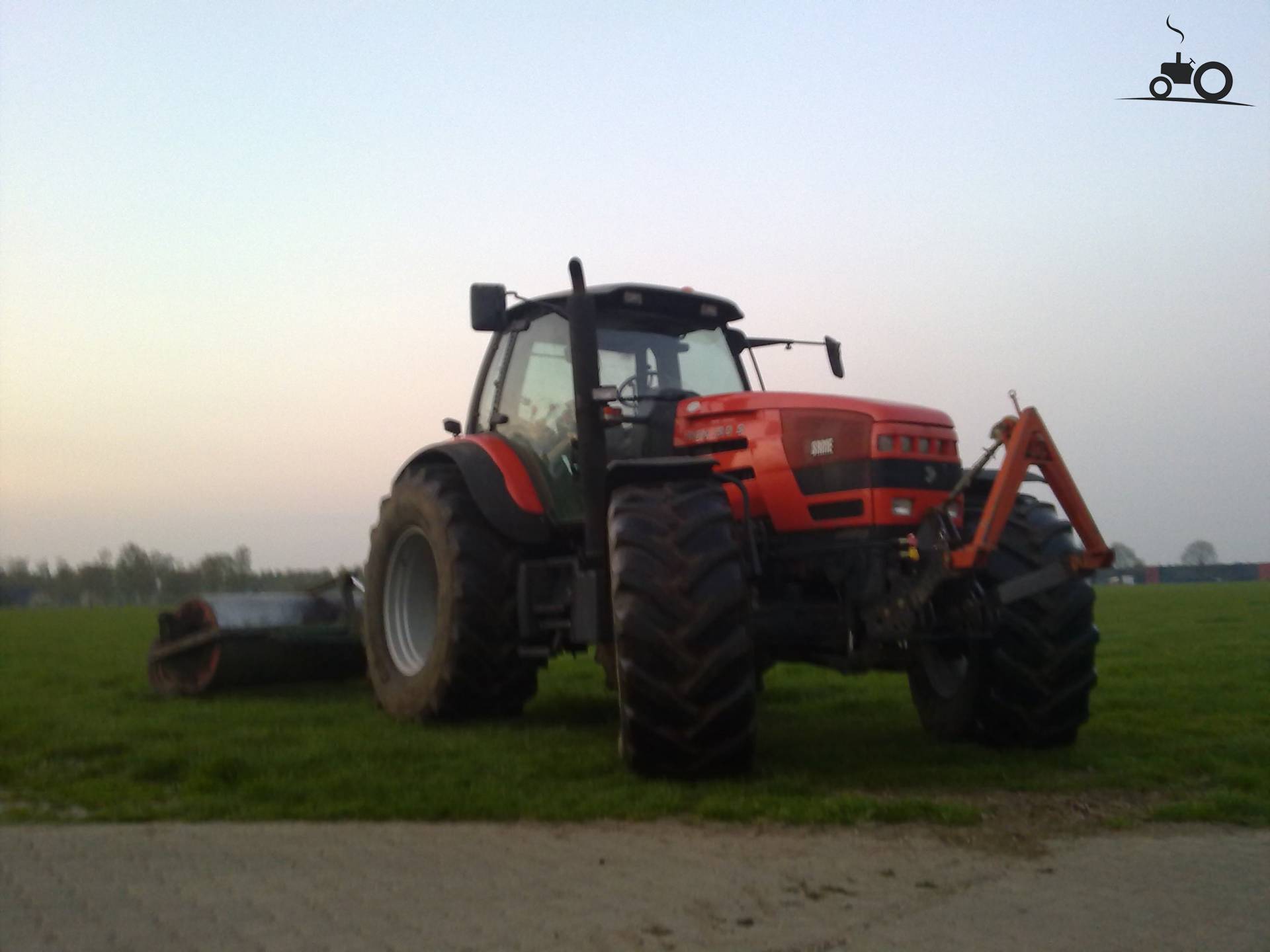 Foto Same Iron 190 #476621