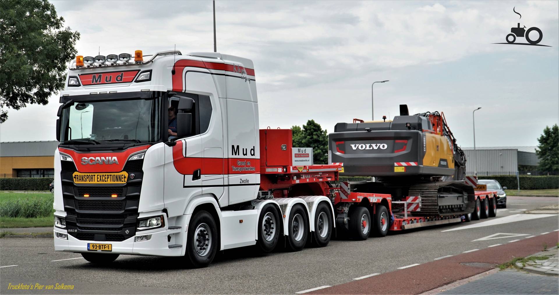 Foto Scania 660S van Mud Grond- en transportwerken