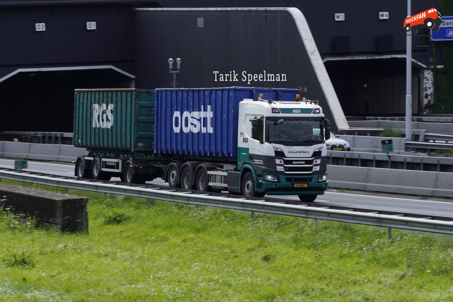 Foto Scania R520 XT van RGS Groep