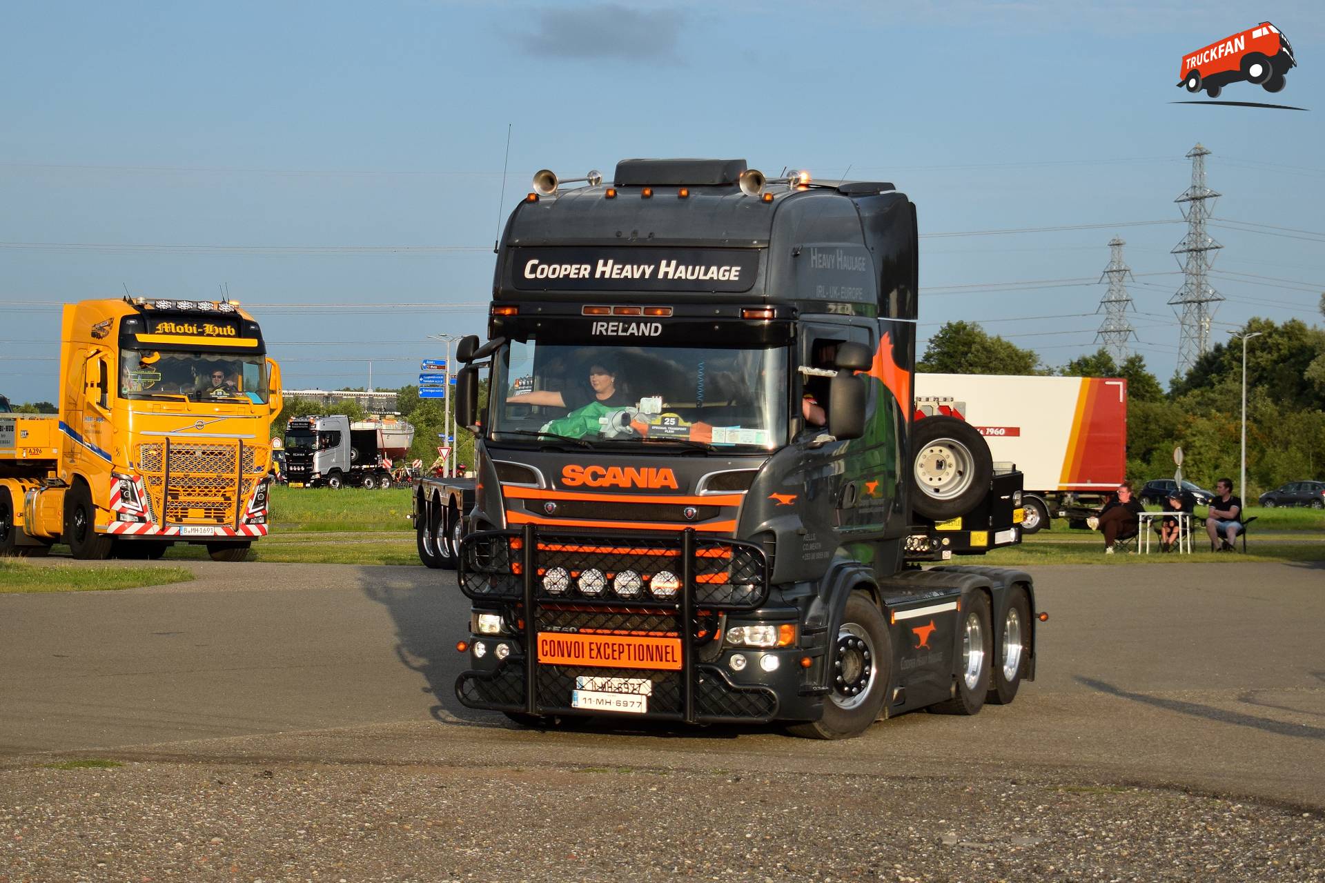 Scania R560