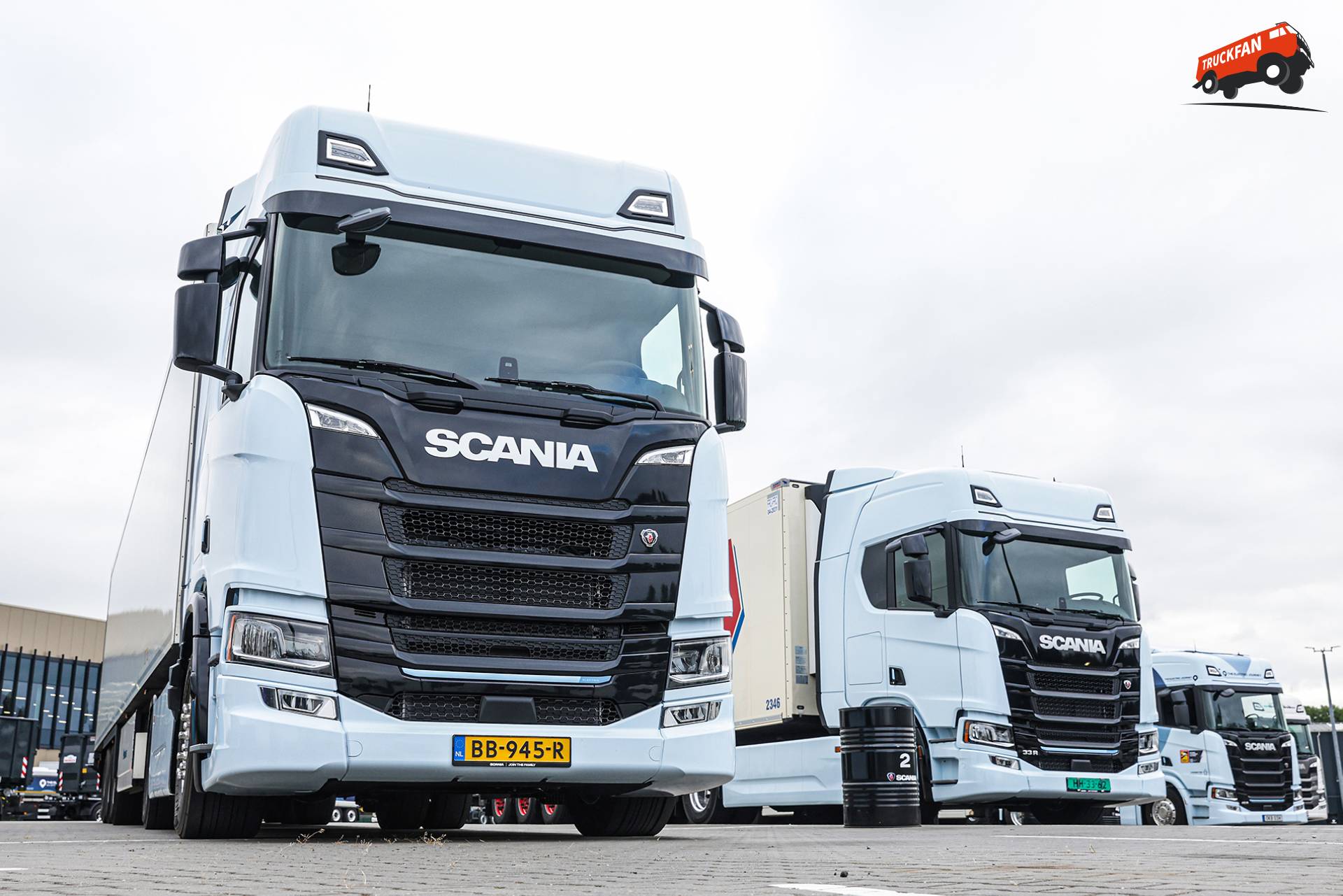 Scania 33R Fanclub - Specificaties, Foto's, Reviews & Forum