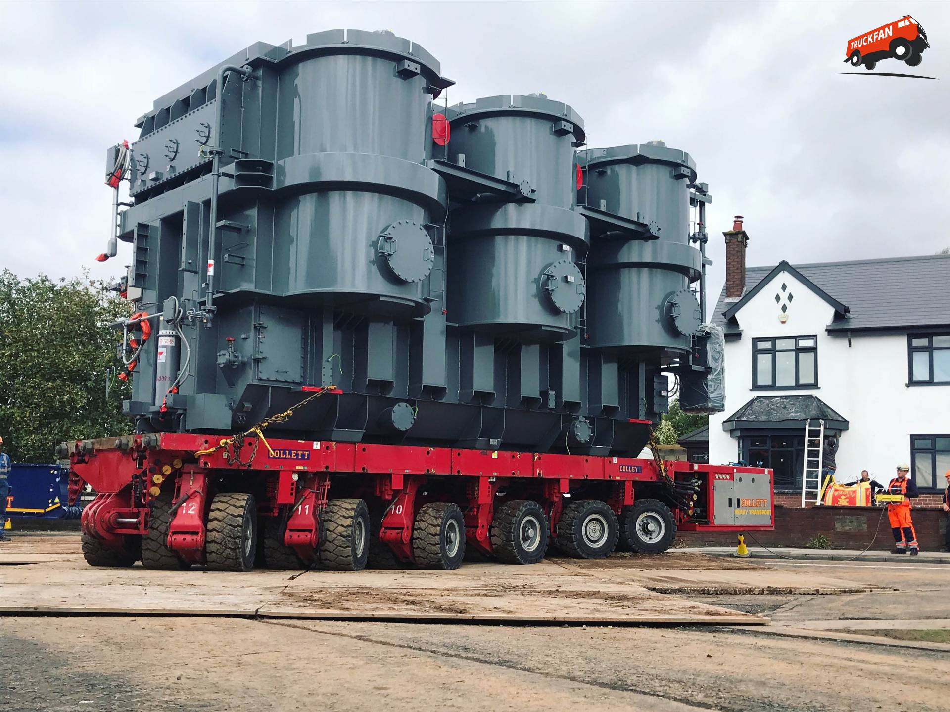 Foto Scheuerle SPMT van Collett & Sons Ltd