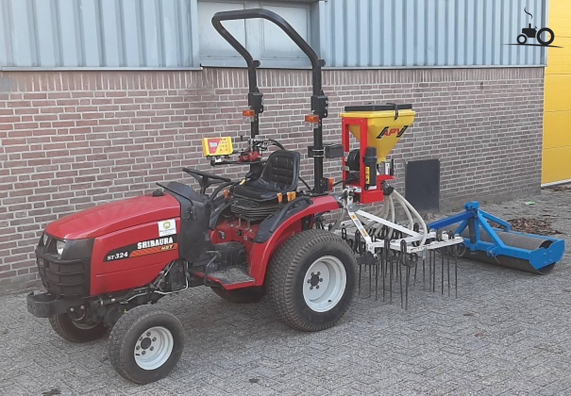 Foto Shibaura st 324 van Mini-Loonbedrijf Gelderland-Zuid