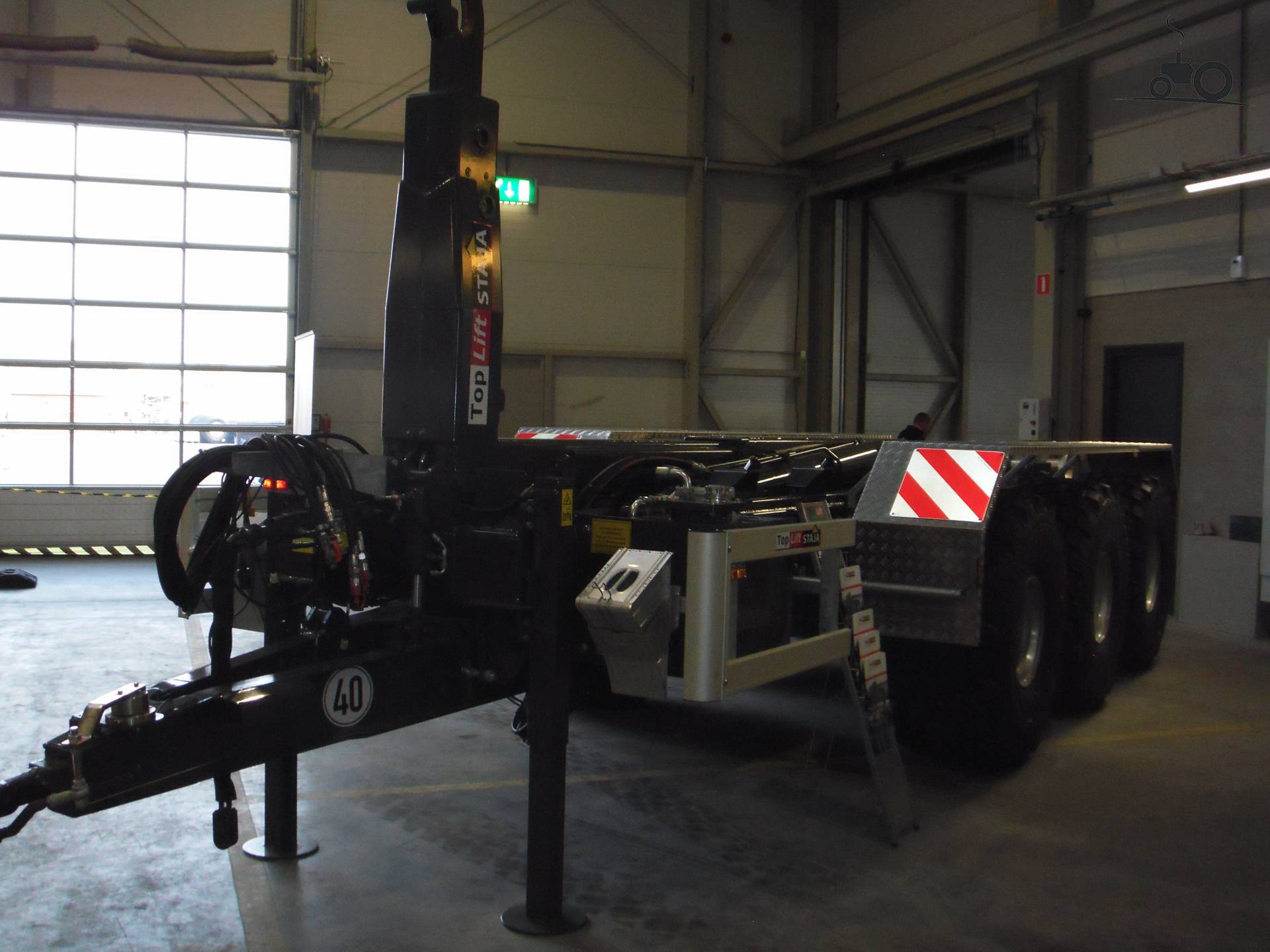 TopliftStaja Haakarmcarrier fanclub - Specificaties, Foto's, Video's ...