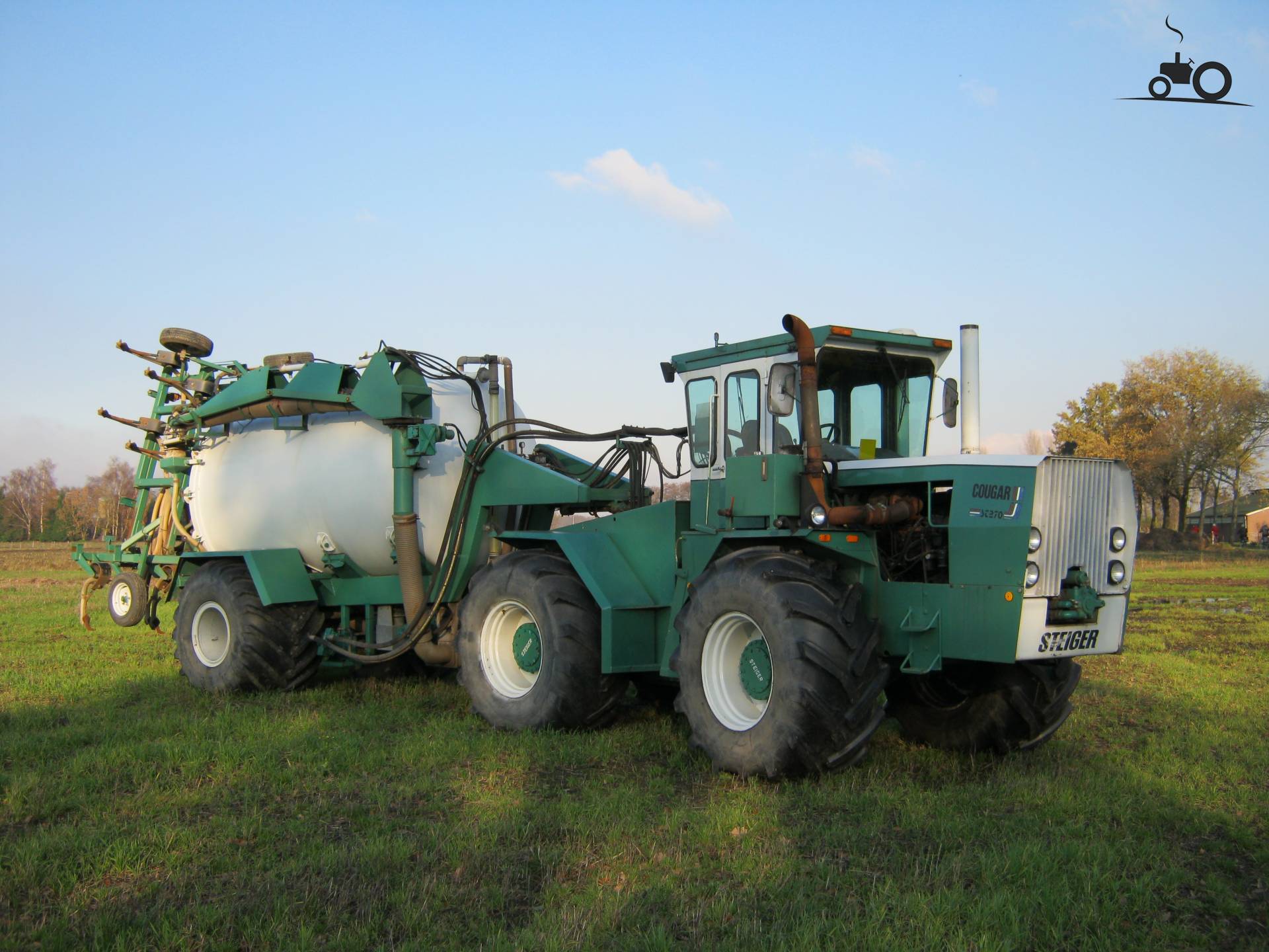 Steiger Cougar III ST 270 Fanclub - Specificaties, Foto's, Reviews & Forum