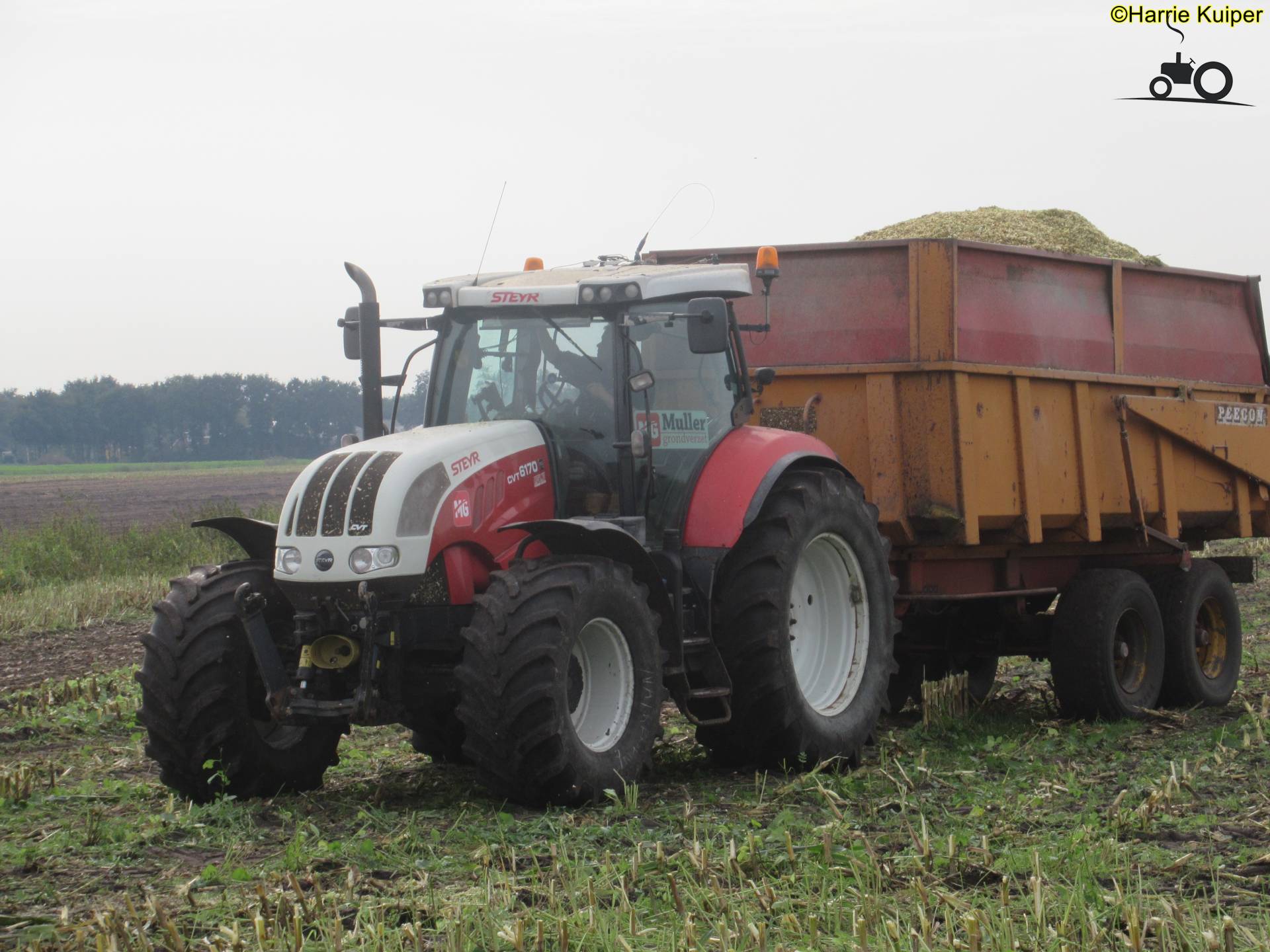 Foto Steyr CVT 6170 van Muller Grondverzet