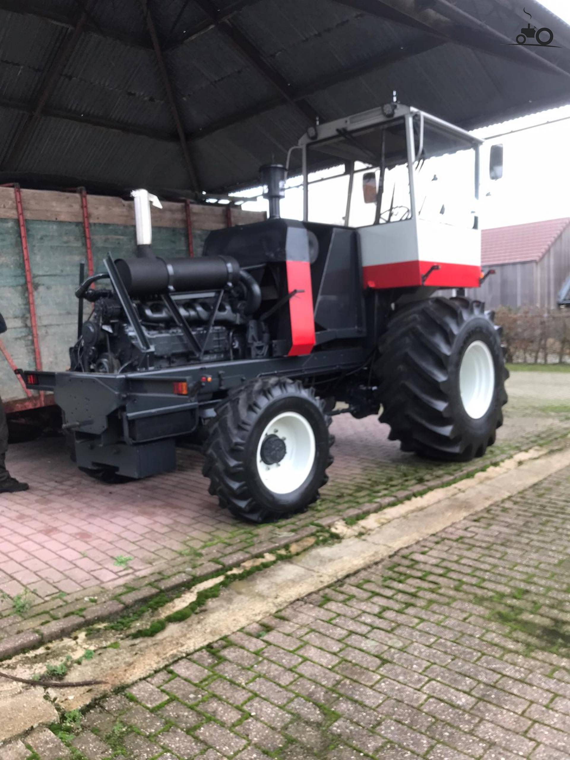 Steyr 8300 bijna af