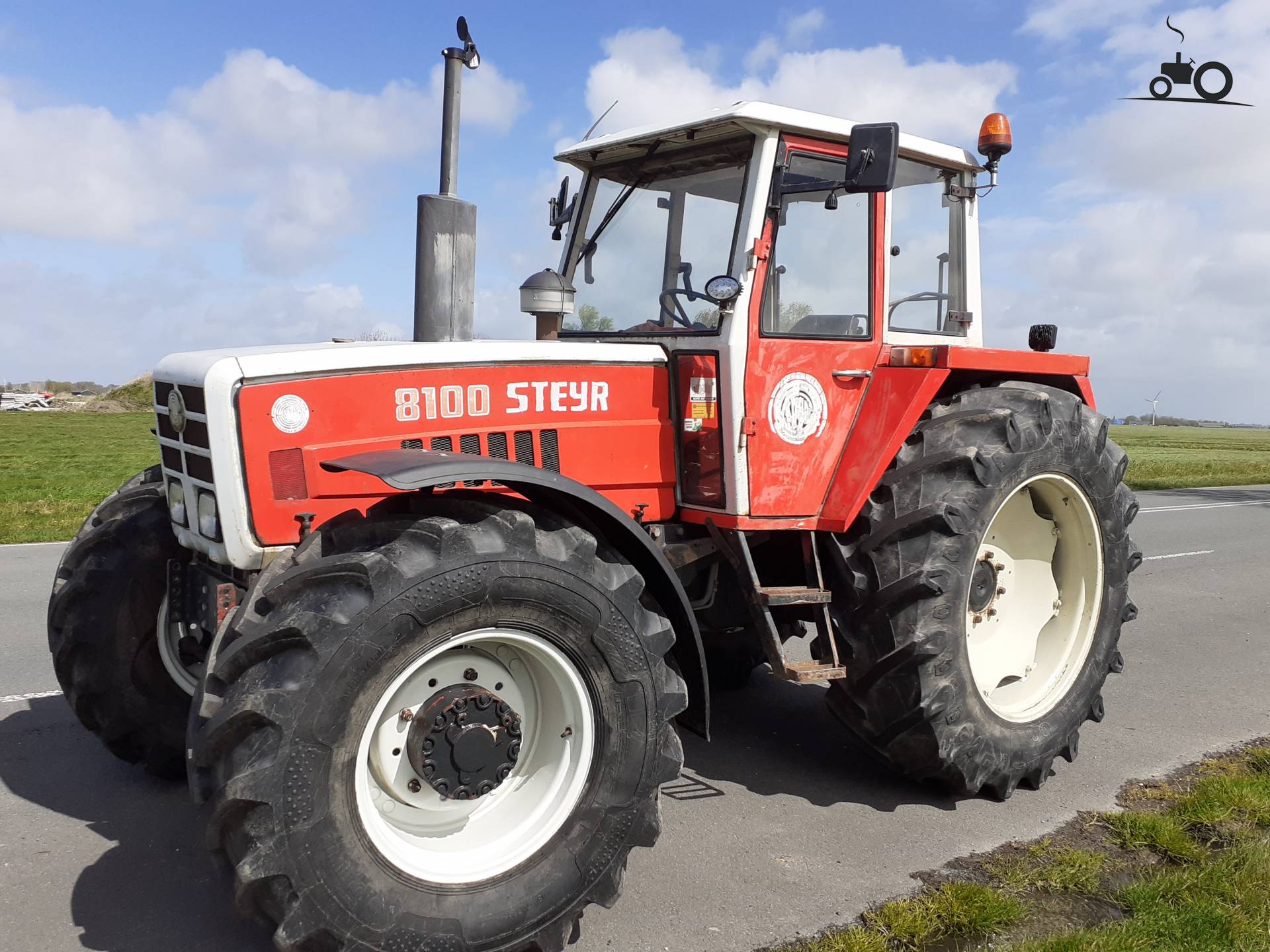 Steyr 8100 Fanclub - Specificaties, Foto's, Reviews & Forum