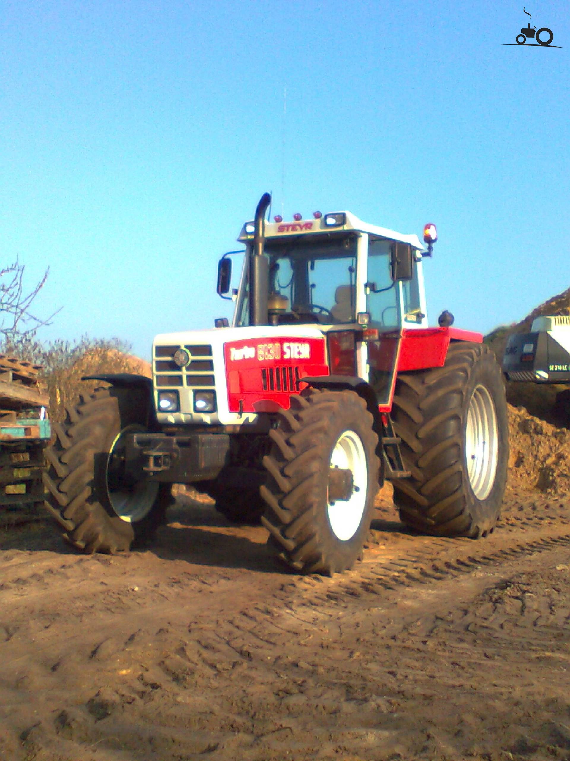 Foto Steyr 8130 Turbo van Loonbedrijf Vonder