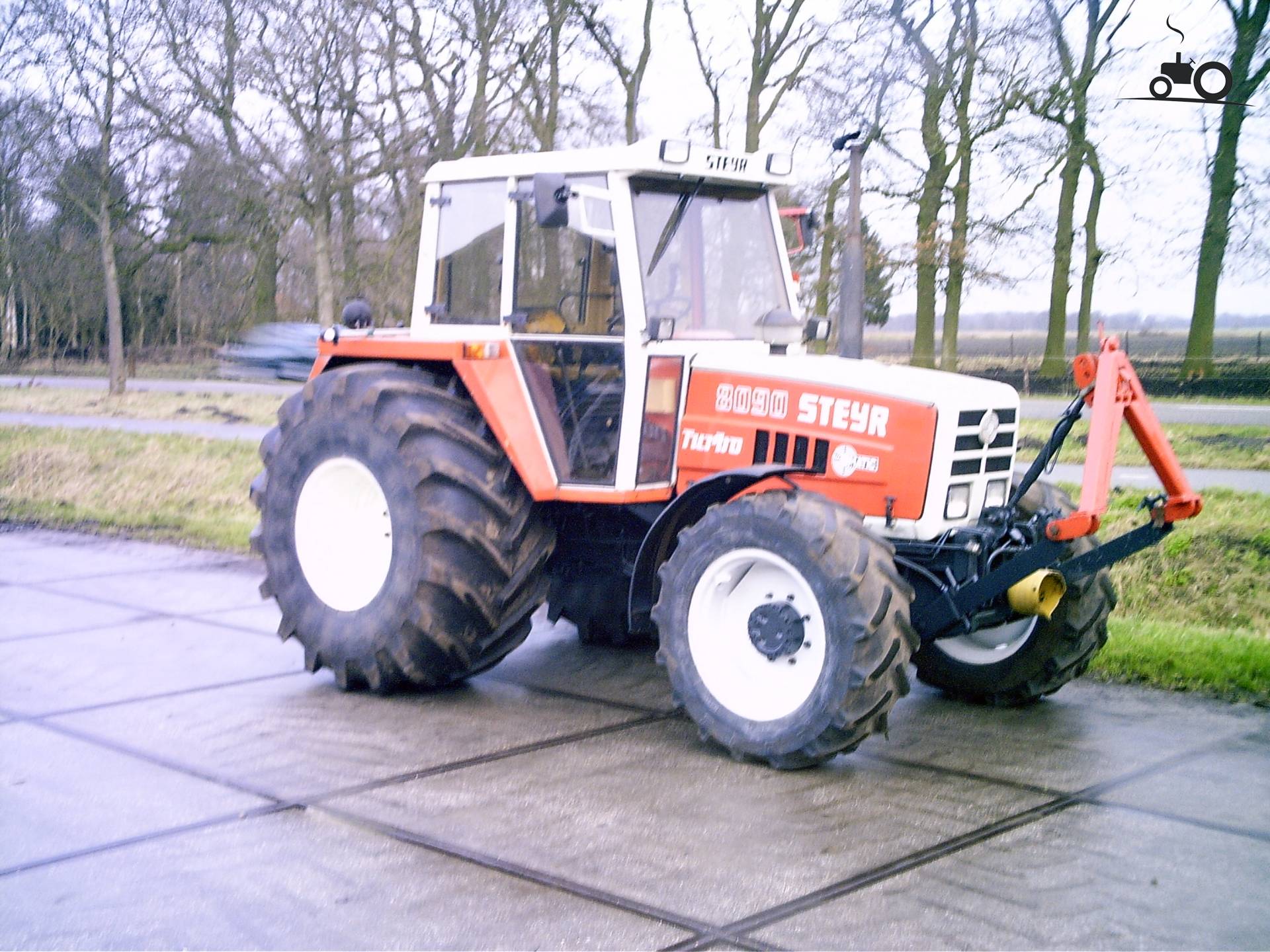 Foto Steyr 8090 van Lucas Hatzmann Agrarischedienst Verlening