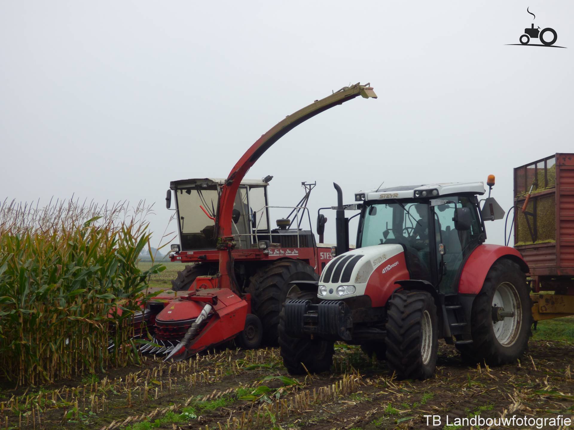 Steyr 8300