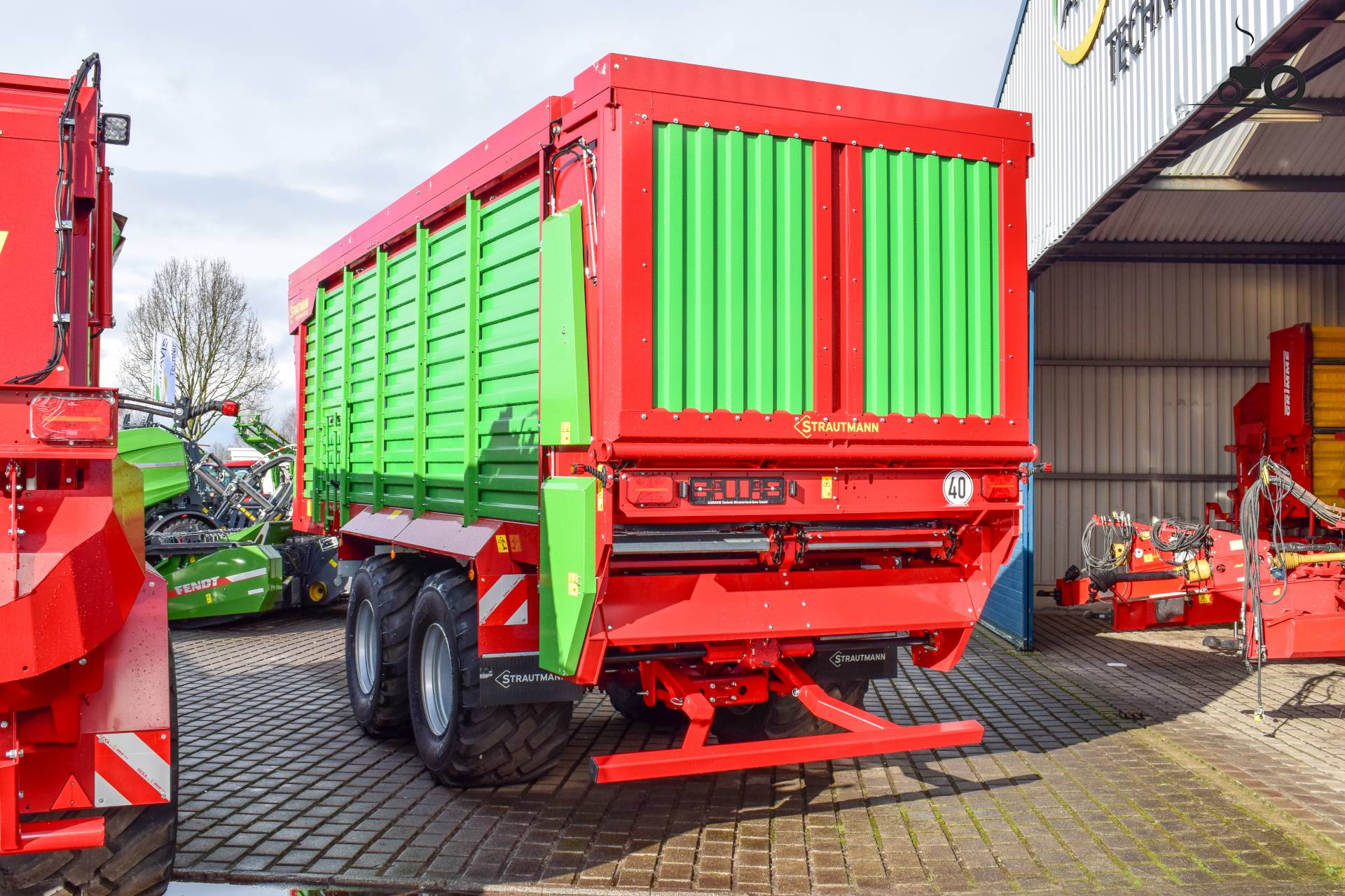 Foto Strautmann Giga Trailer #1595643