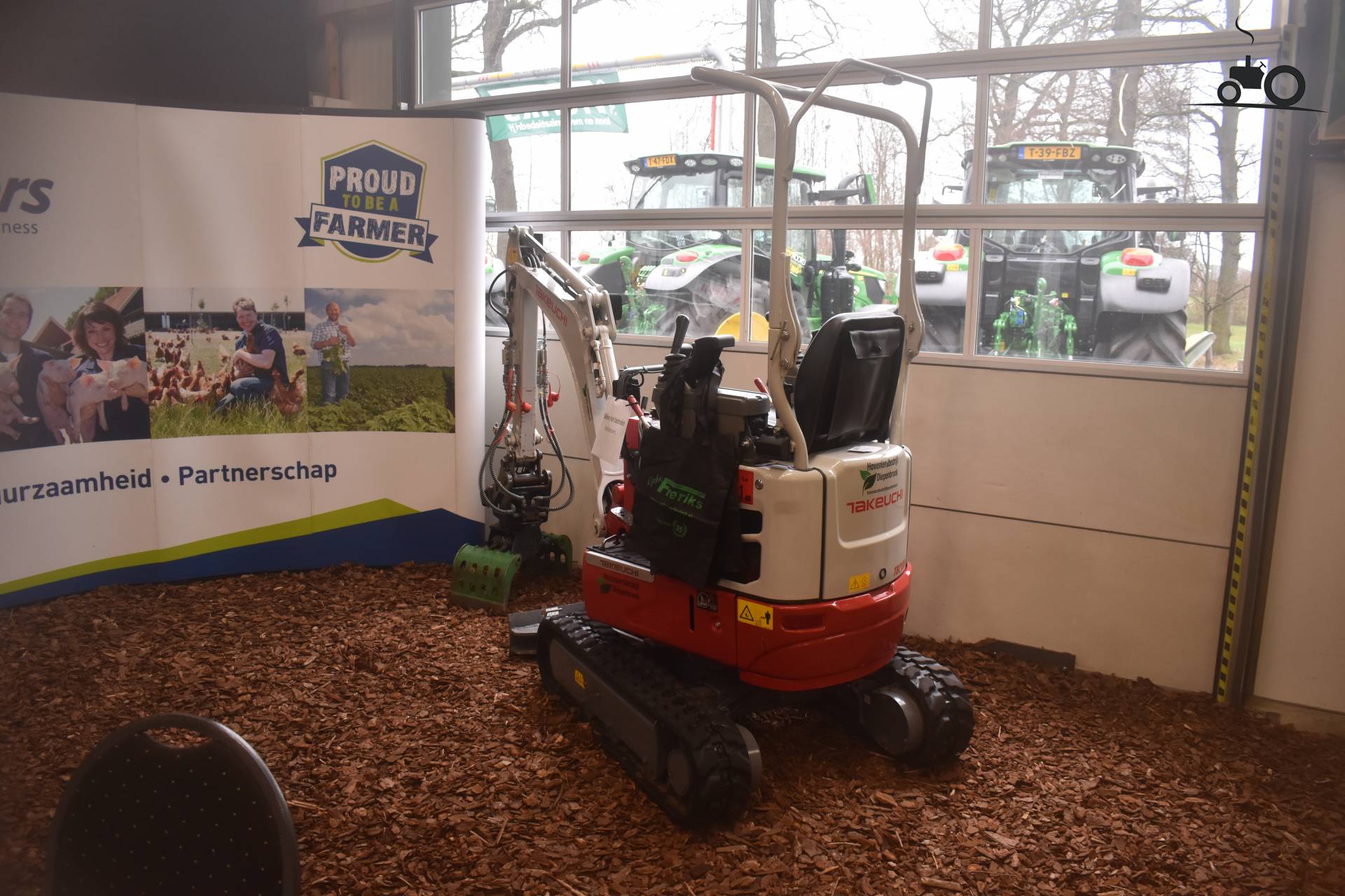 Foto Takeuchi TB 210 R (graafmachine) #1508442