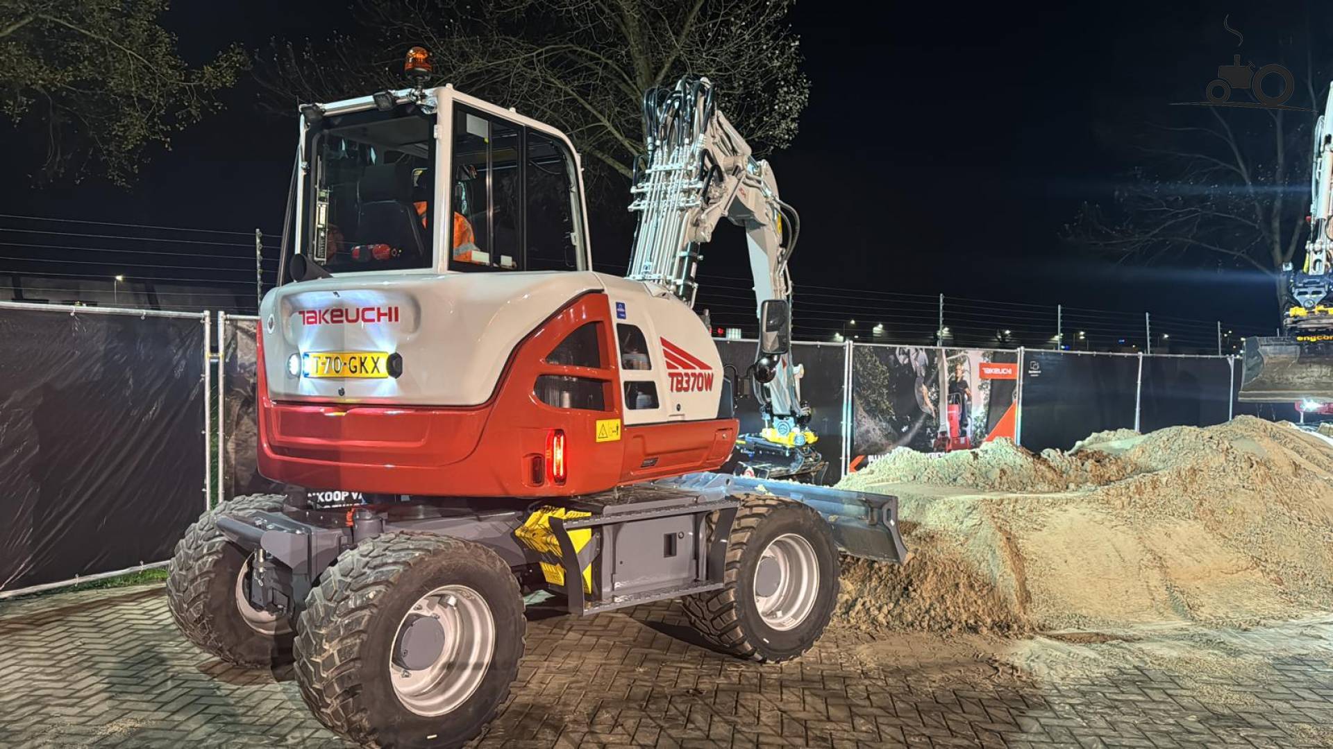 Takeuchi TB 370w