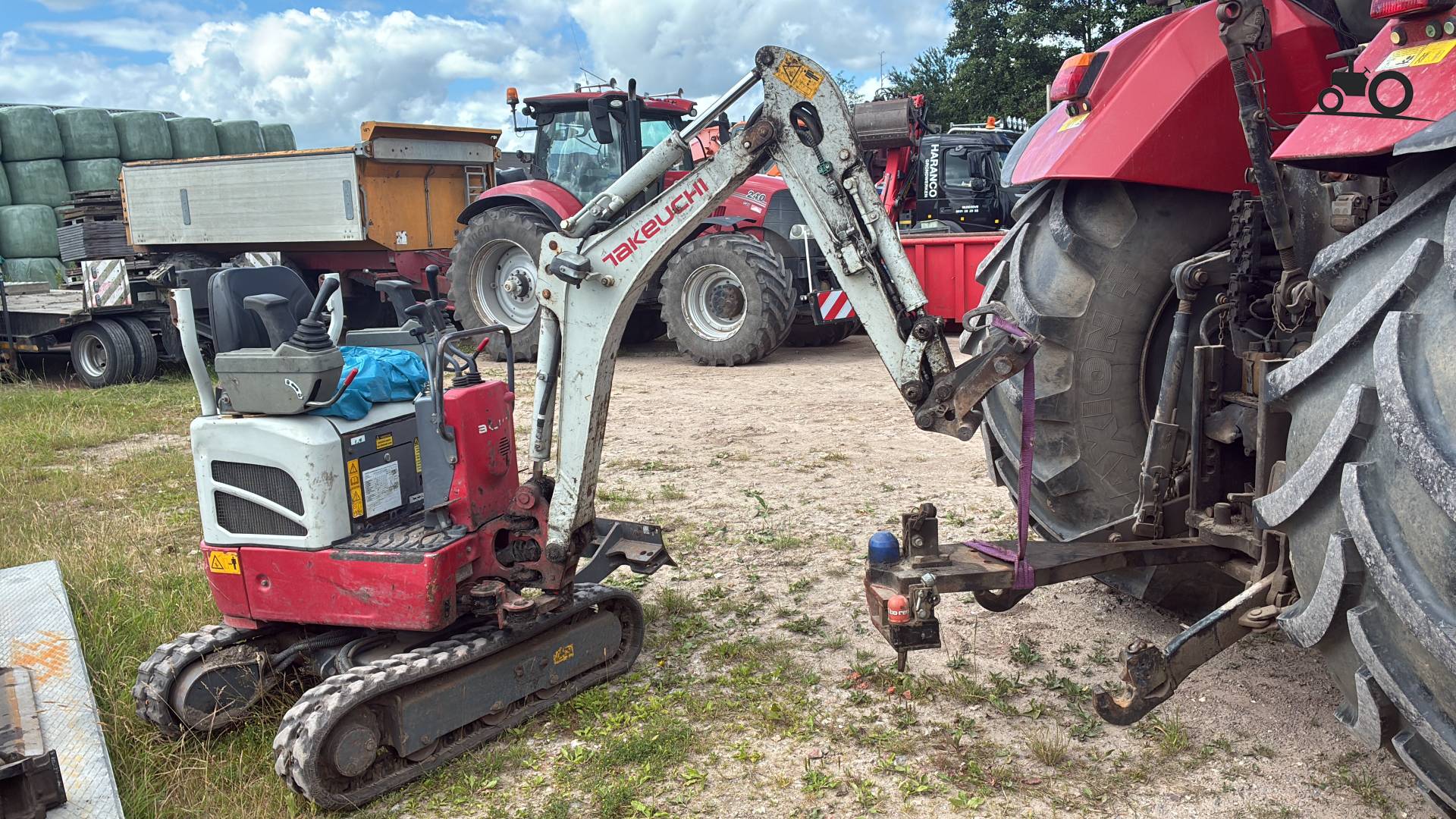 Foto Takeuchi TB 210 R #1626834
