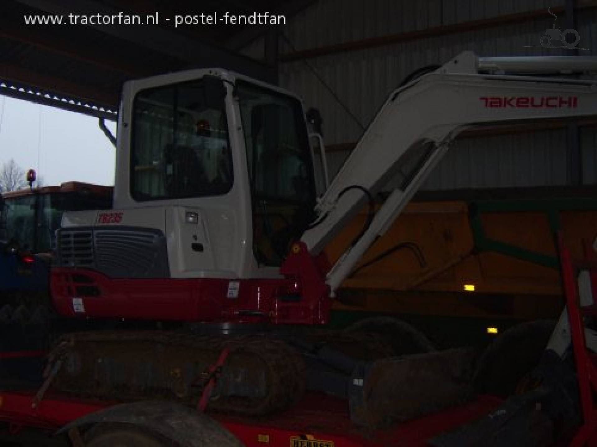 Foto Takeuchi TB 235 #198467