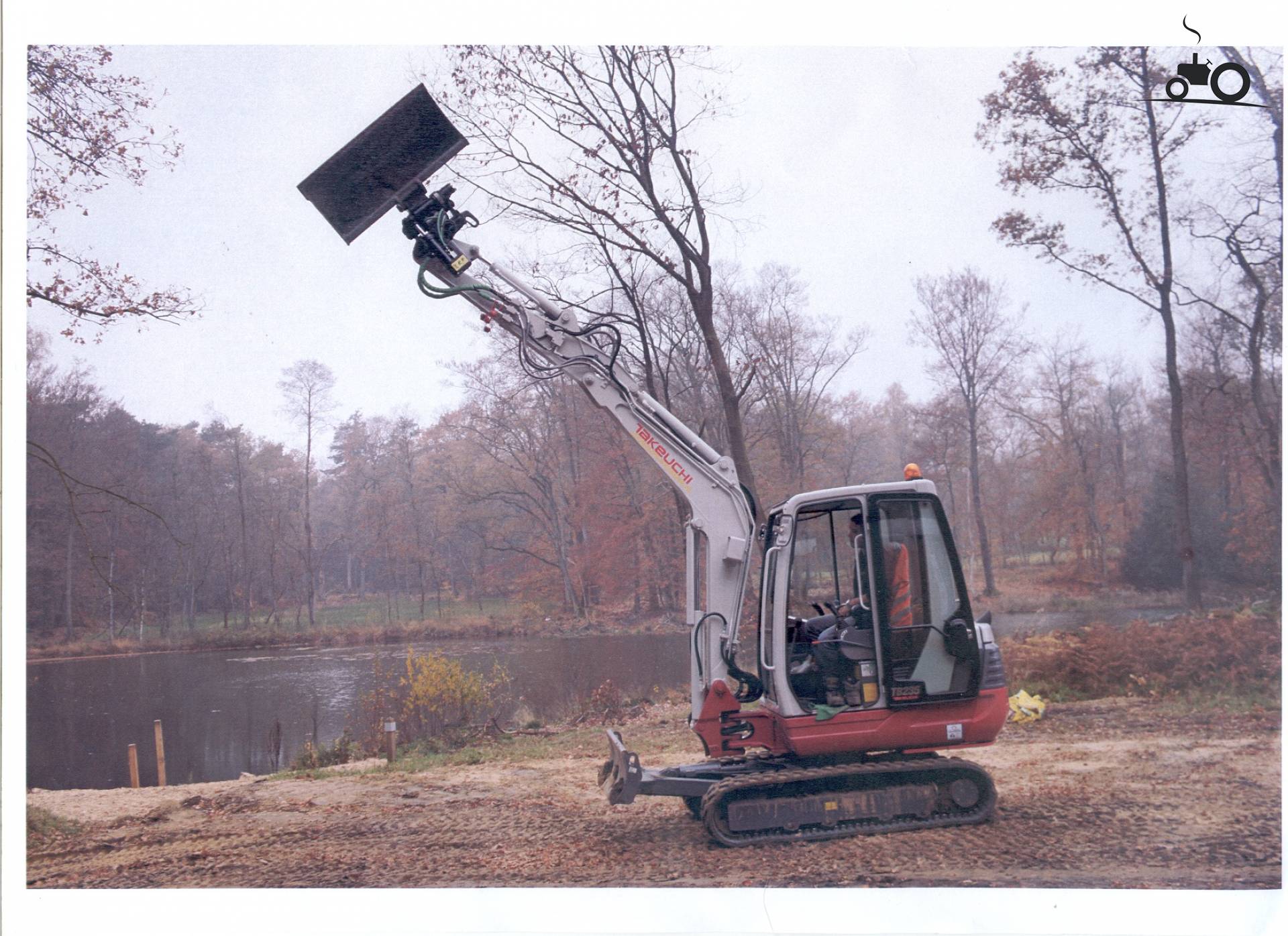 Foto Takeuchi TB 235 #569952