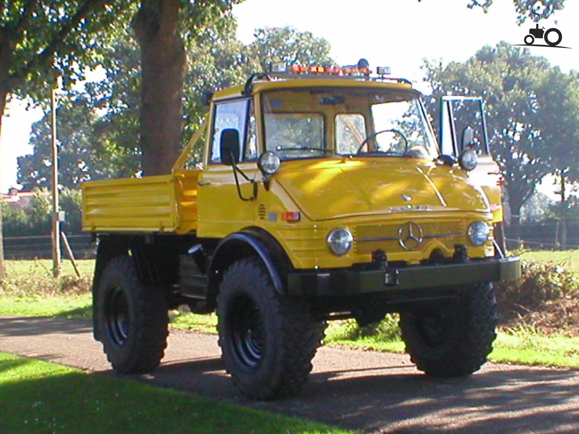Unimog 406