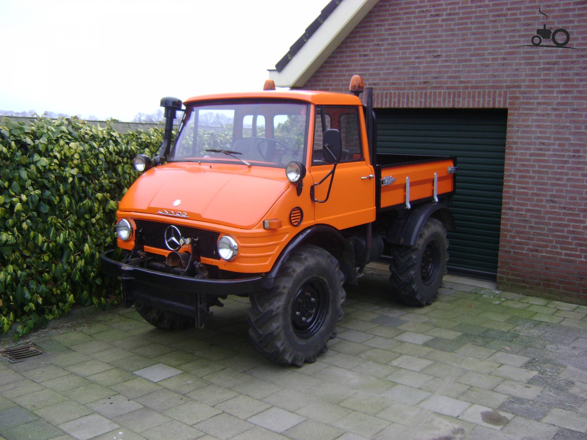 Unimog 421