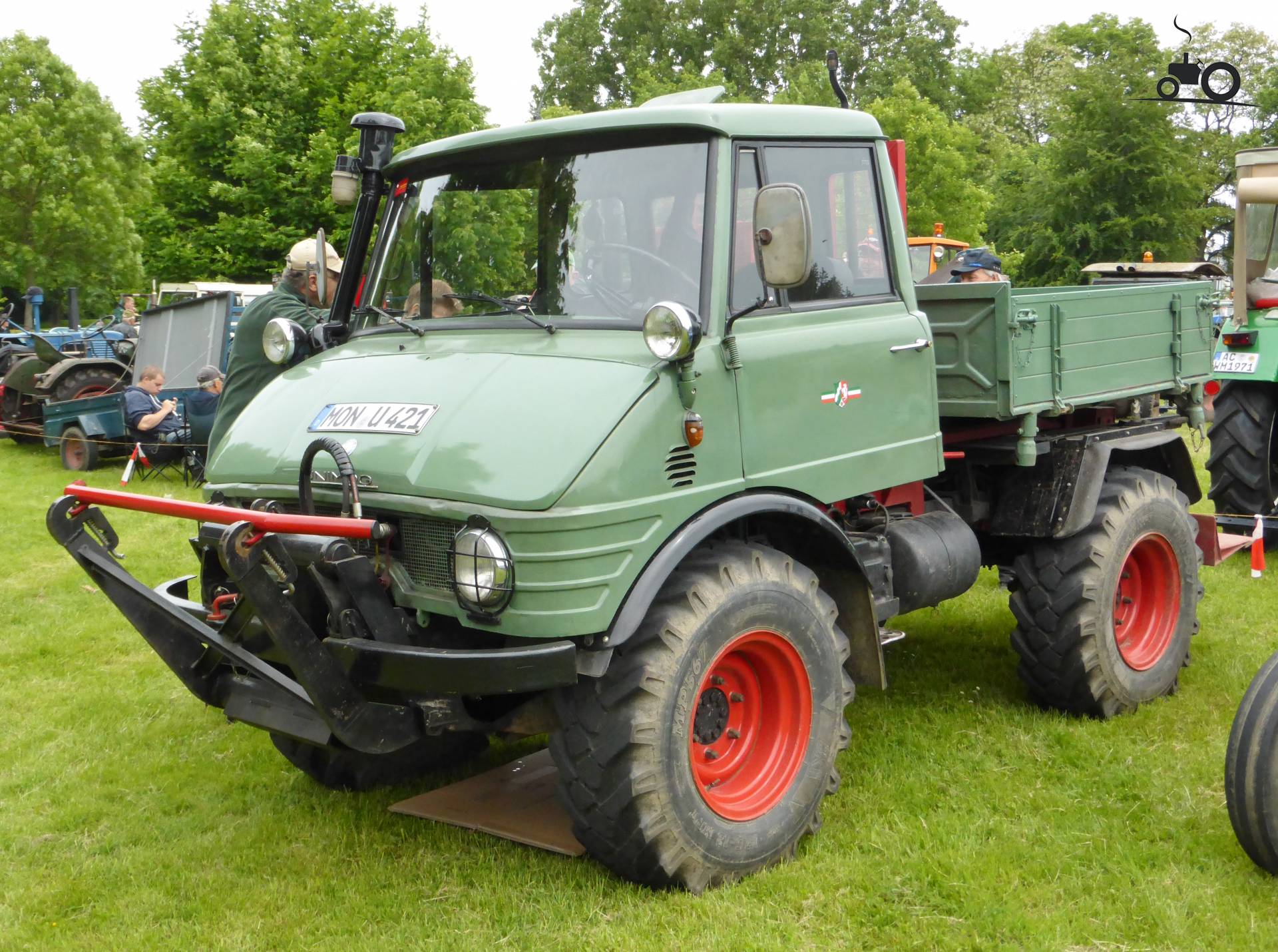 Unimog 421