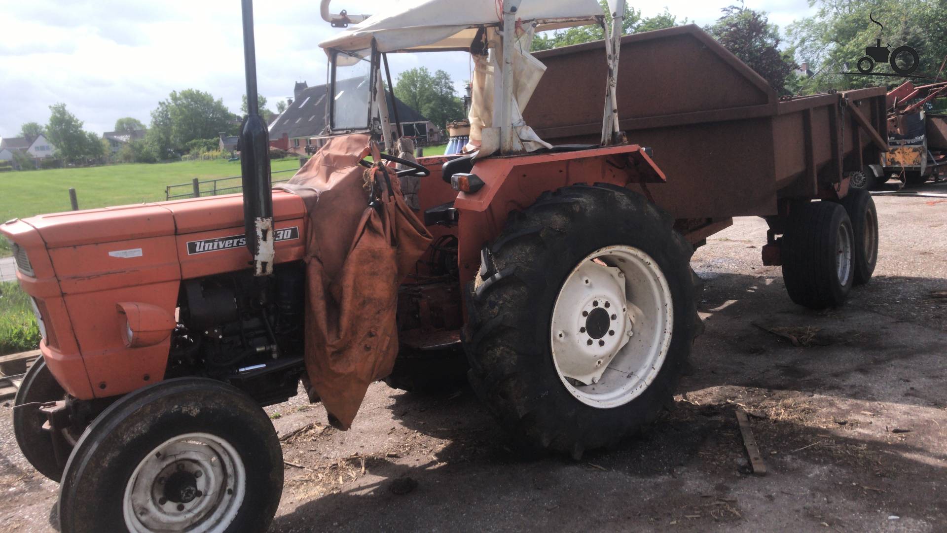 UTB Universal 445 - Koppeling gaat zeer zwaar