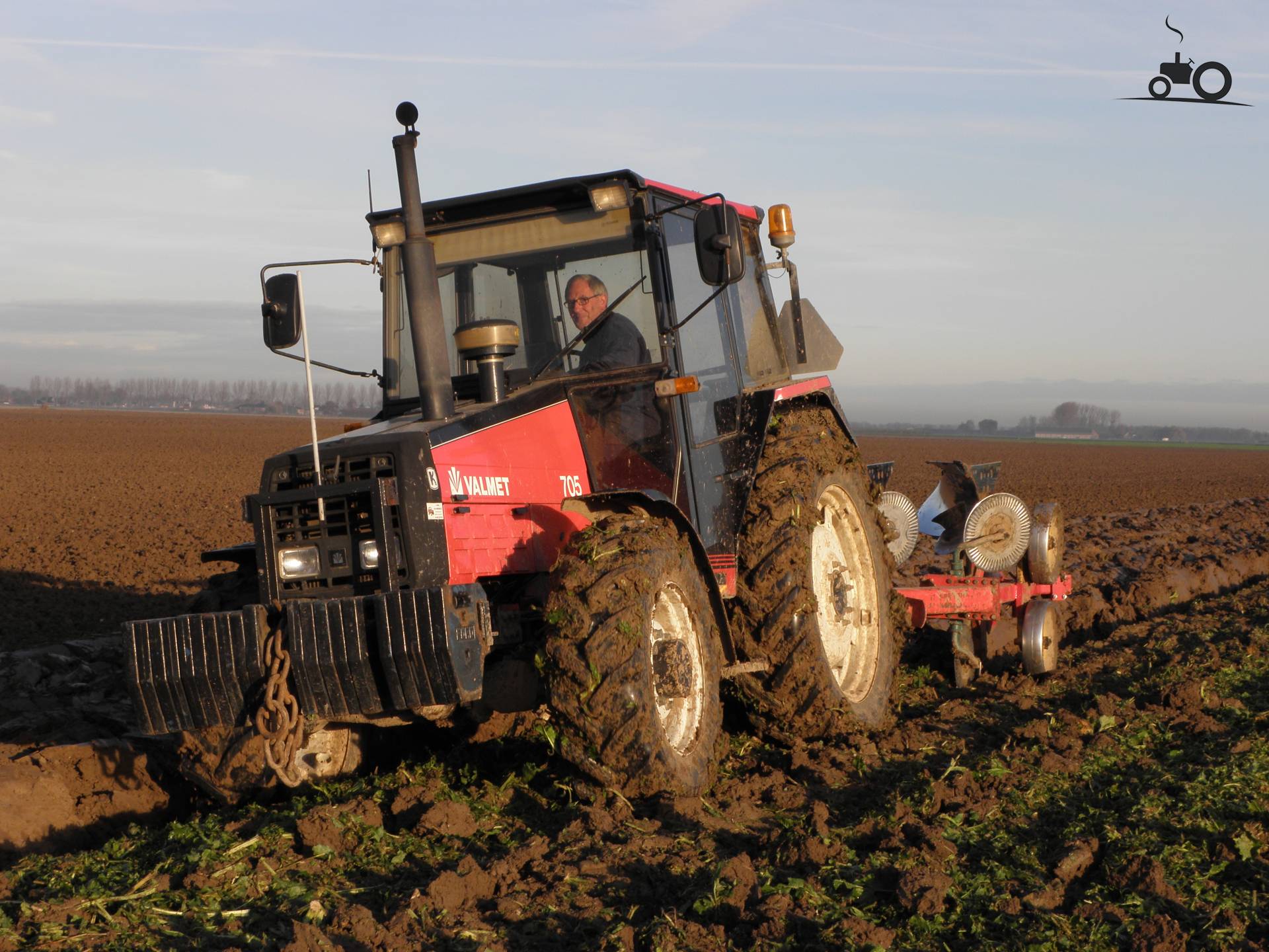 Foto Valmet 705 #428090